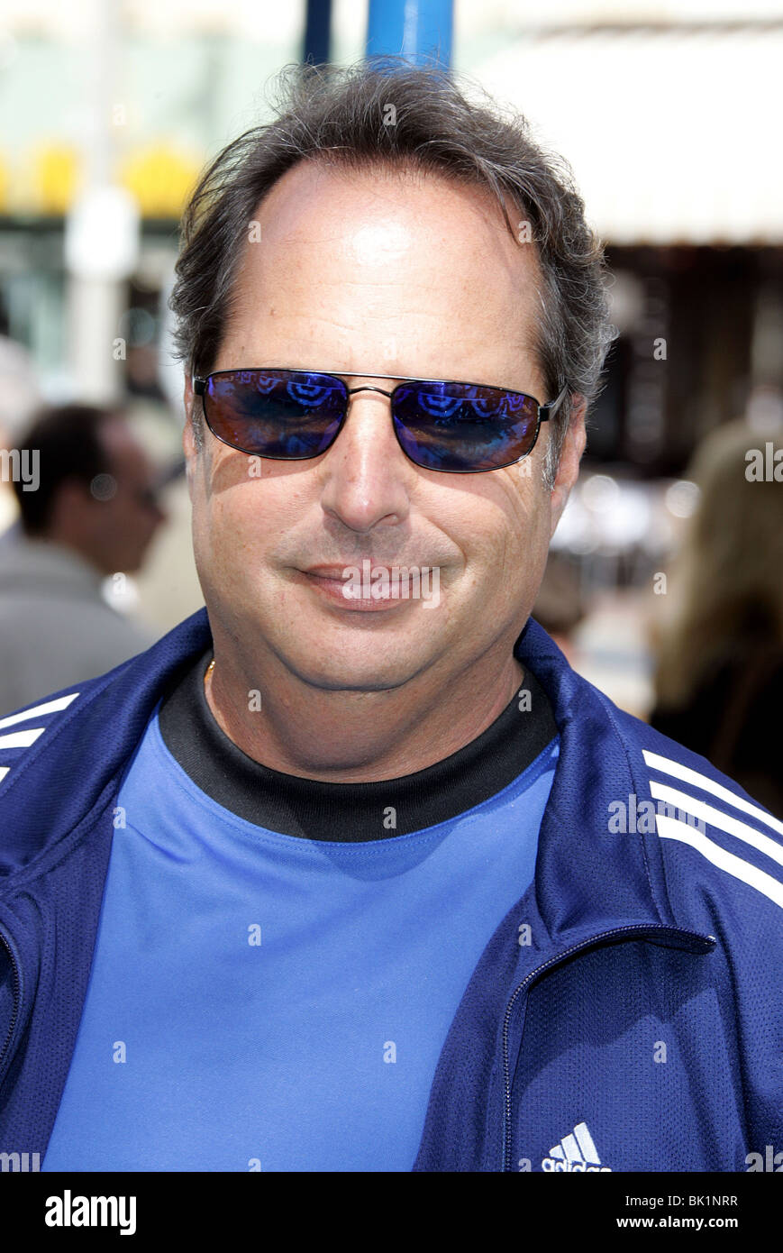 JON LOVITZ THE BENCHWARMERS PREMIERE WESTWOOD LOS ANGELES USA 02 April ...