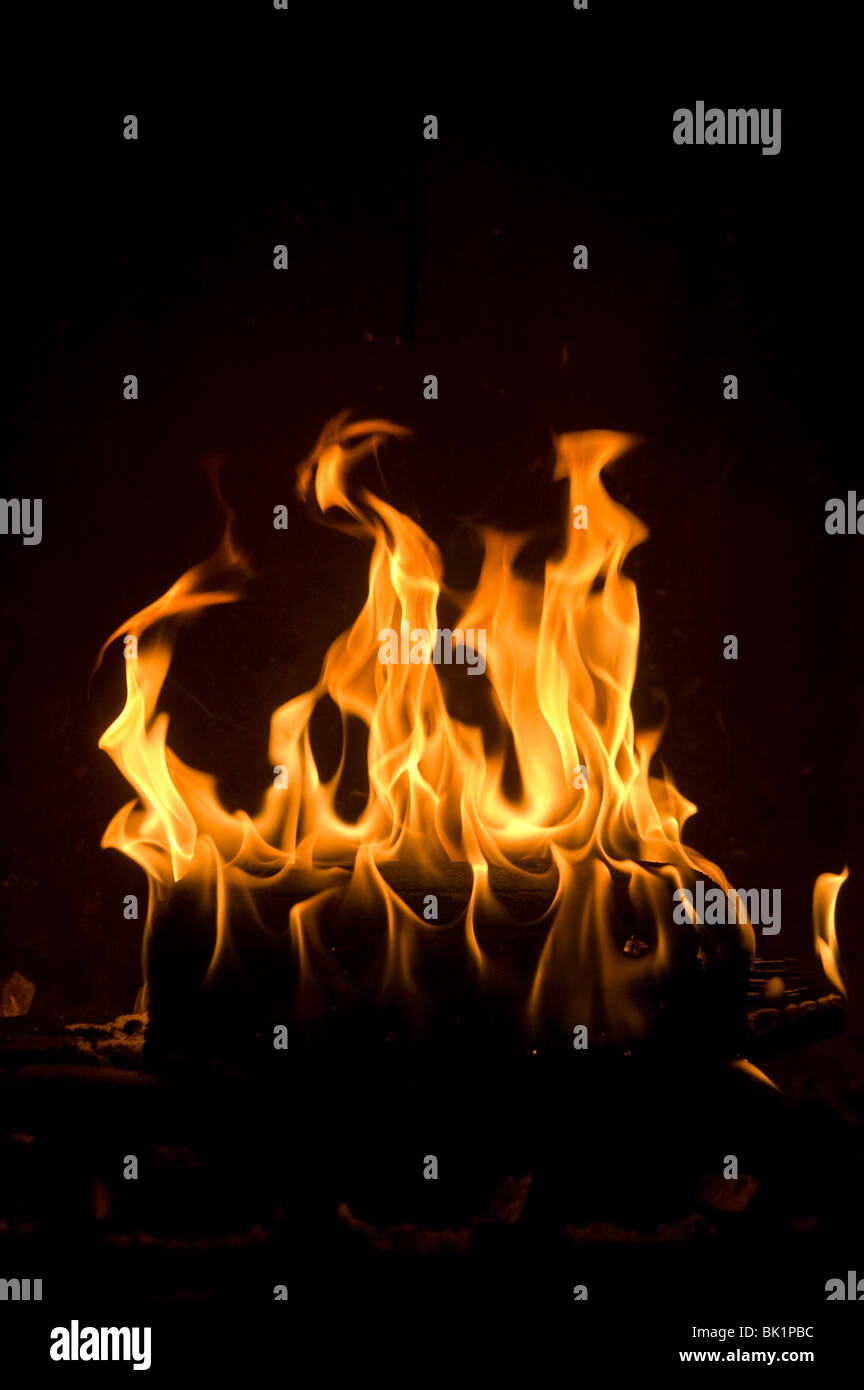 A fire in a fireplace Stock Photo - Alamy