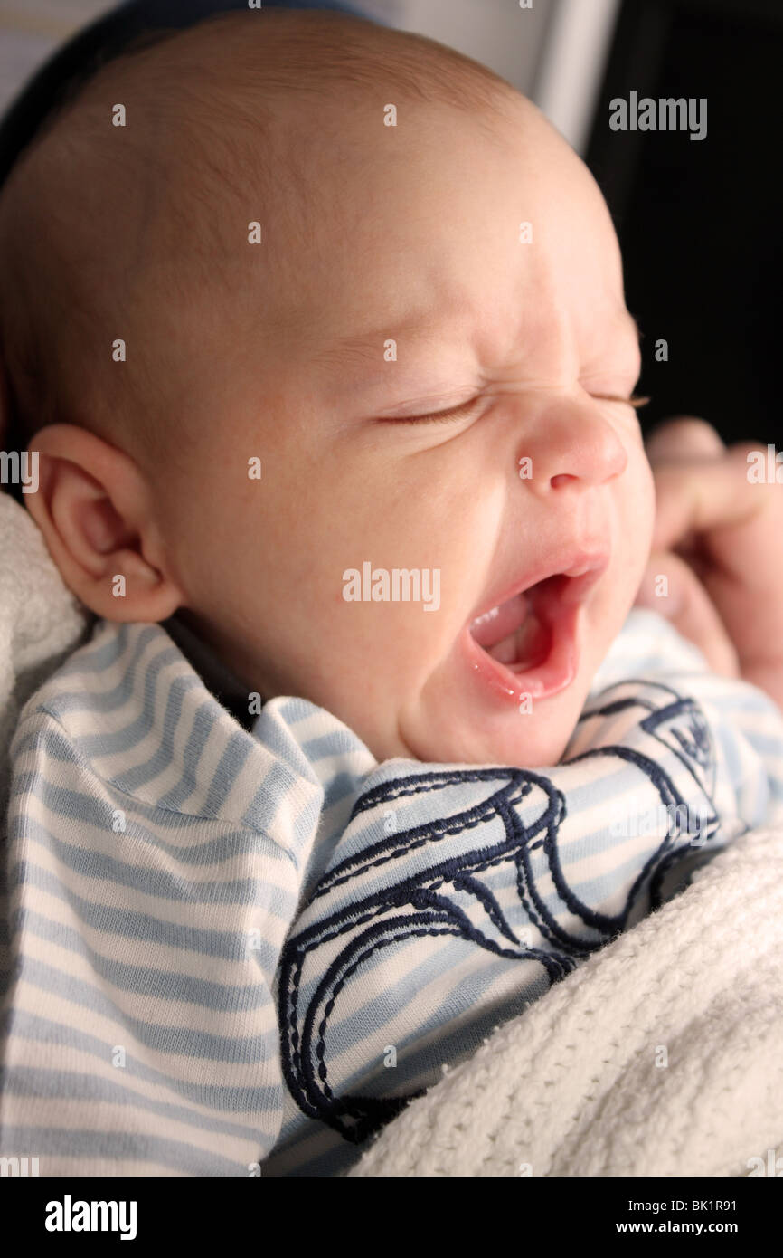 Scrunched up face hi-res stock photography and images - Alamy