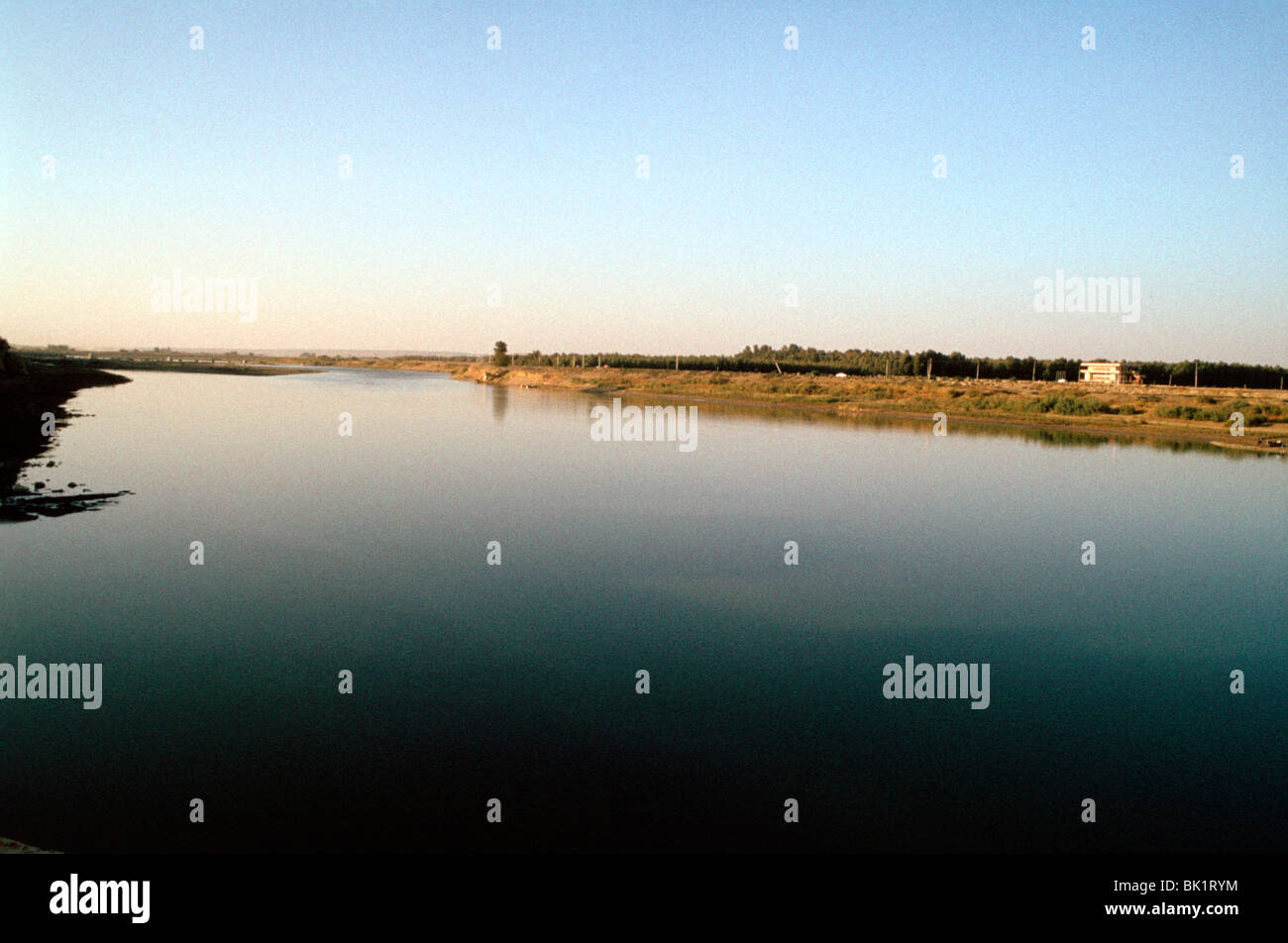 Tigris river iraq hi-res stock photography and images - Alamy