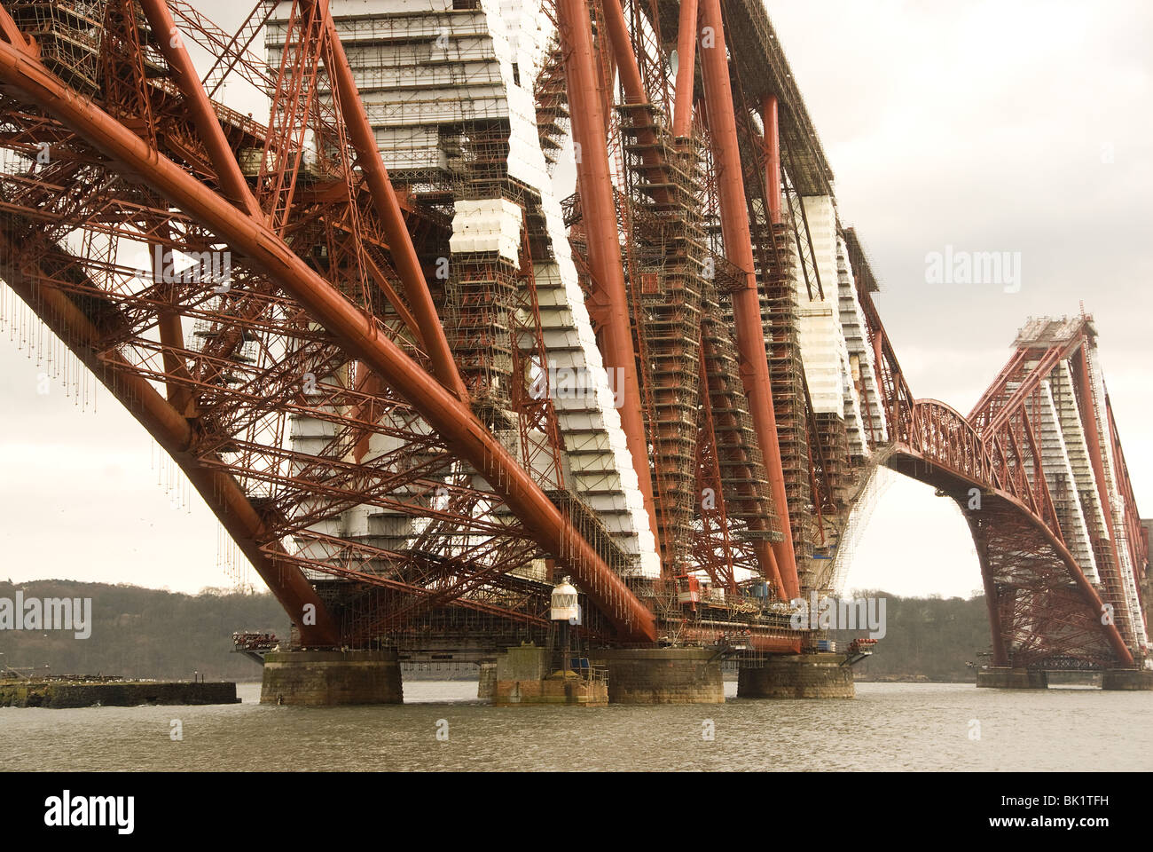Maintenance work being carried out on Forth Railway Bridge Stock Photo ...