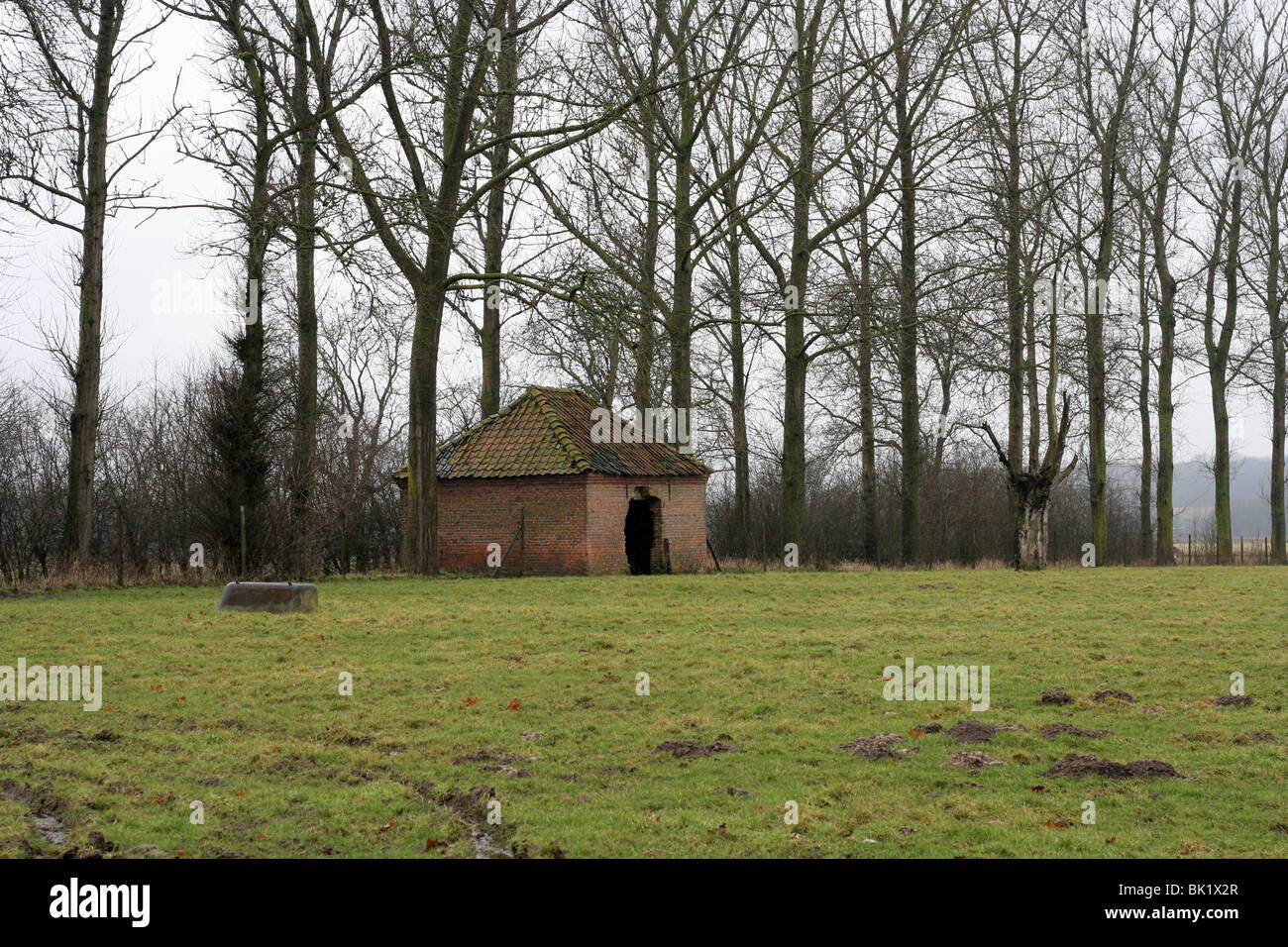 Rural hut hi-res stock photography and images - Alamy