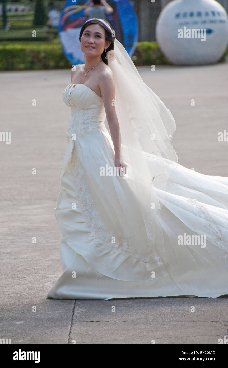 Chinese Bride doing her Pre-Wedding pictures at the Windows of the ...