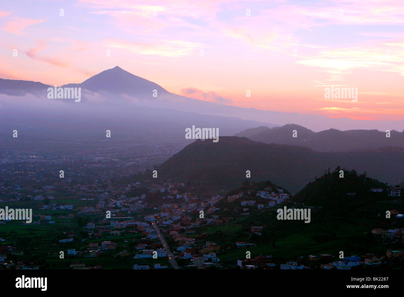 Volcano solar system hi-res stock photography and images - Alamy