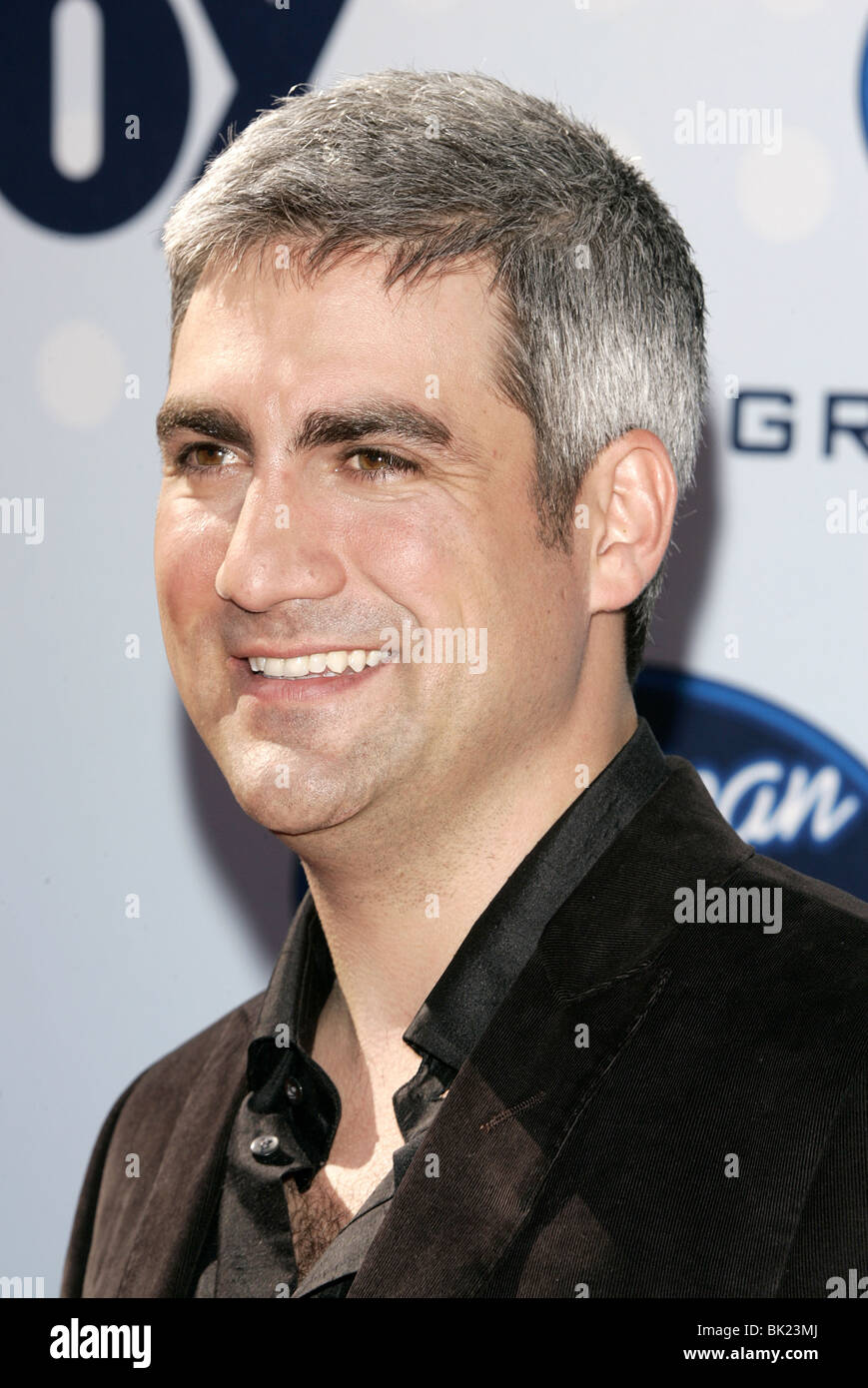 TAYLOR HICKS 6TH AMERICAN IDOL GRAND FINALE KODAK THEATRE HOLLYWOOD LOS ...