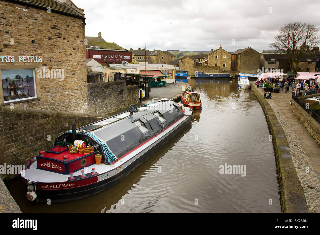 Skipton market hi-res stock photography and images - Alamy