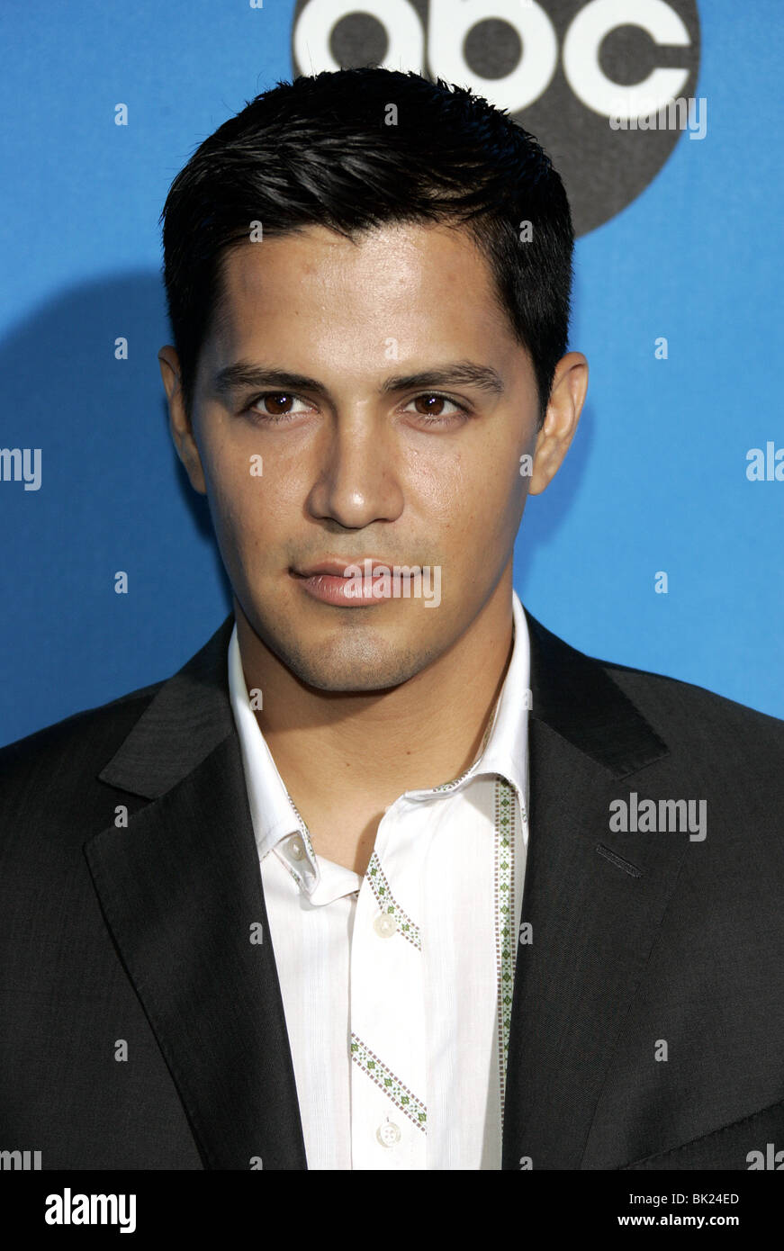 JAY HERNANDEZ DISNEY ABC TV ALLSTAR PARTY PASADENA LOS ANGELES USA 19 ...