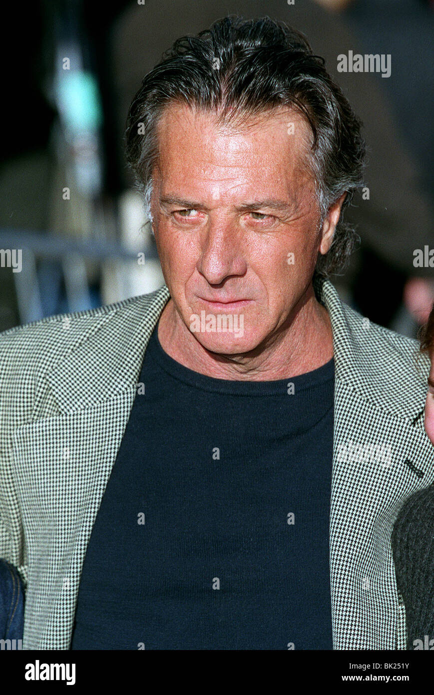 DUSTIN HOFFMAN LOS ANGELES USA 11 December 1999 Stock Photo - Alamy