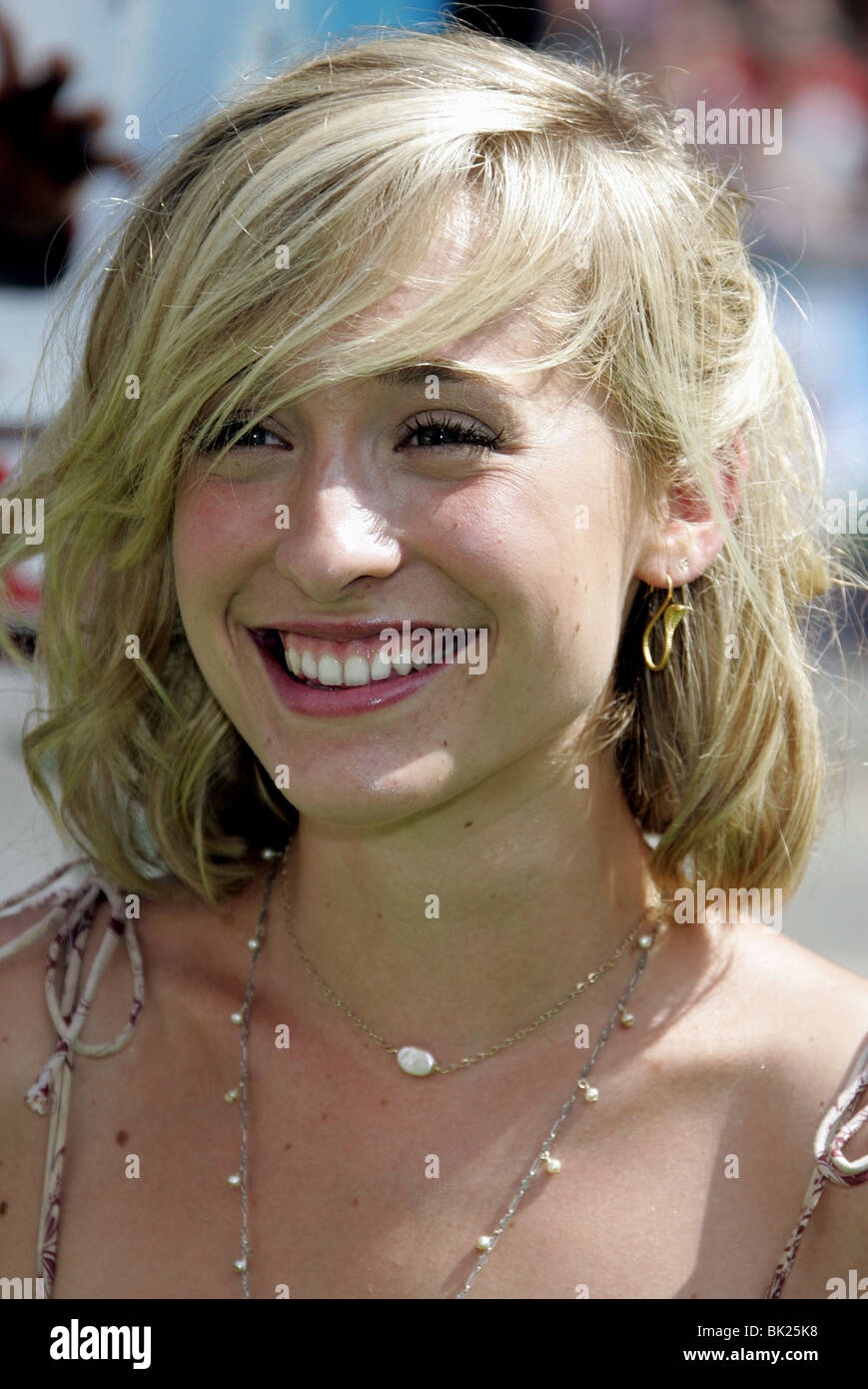 ALISON MACK THE ANT BULLY PREMIERE GRAUMAN'S CHINESE THEATRE HOLLYWOOD ...