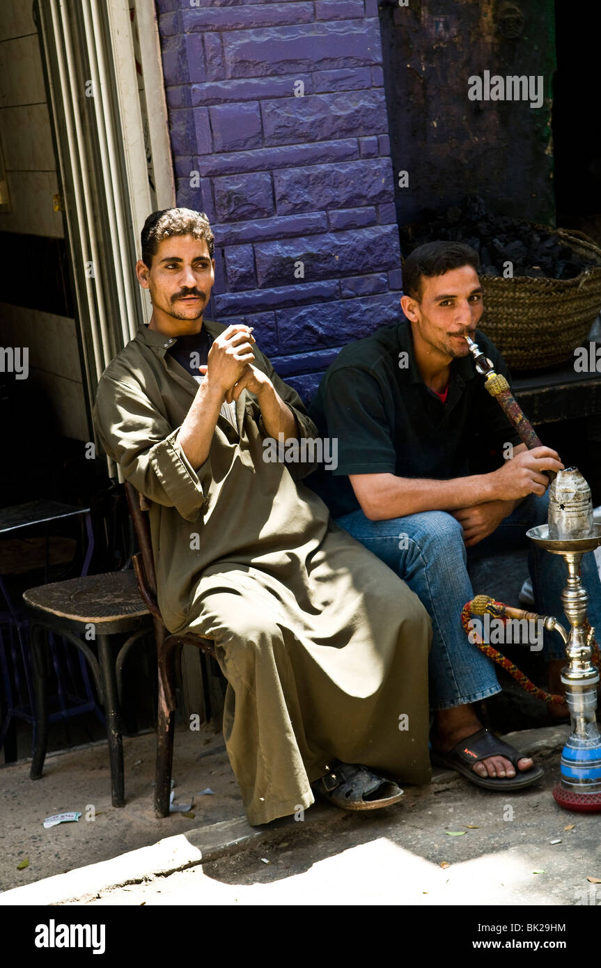 Arab smoking shisha pipe hi-res stock photography and images - Alamy