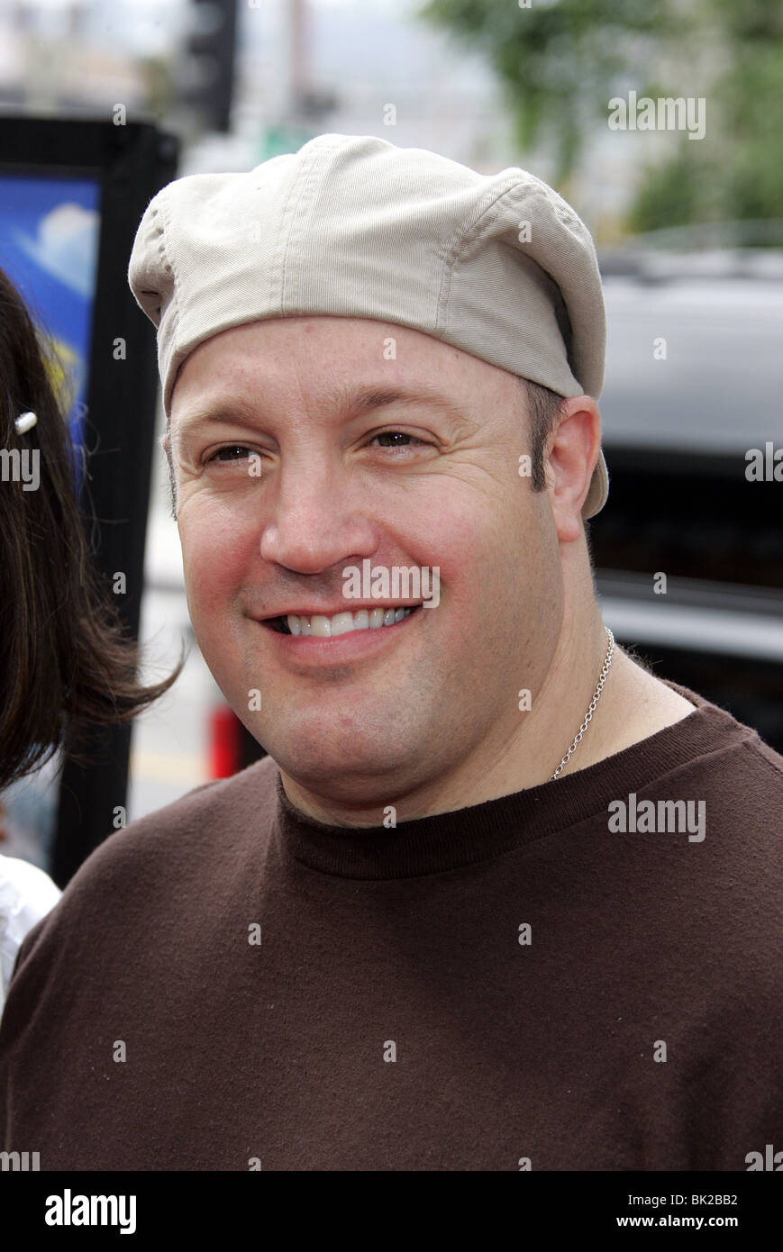 KEVIN JAMES BARNYARD FILM PREMIERE CINERAMA DOME HOLLYWOOD LOS ANGELES ...