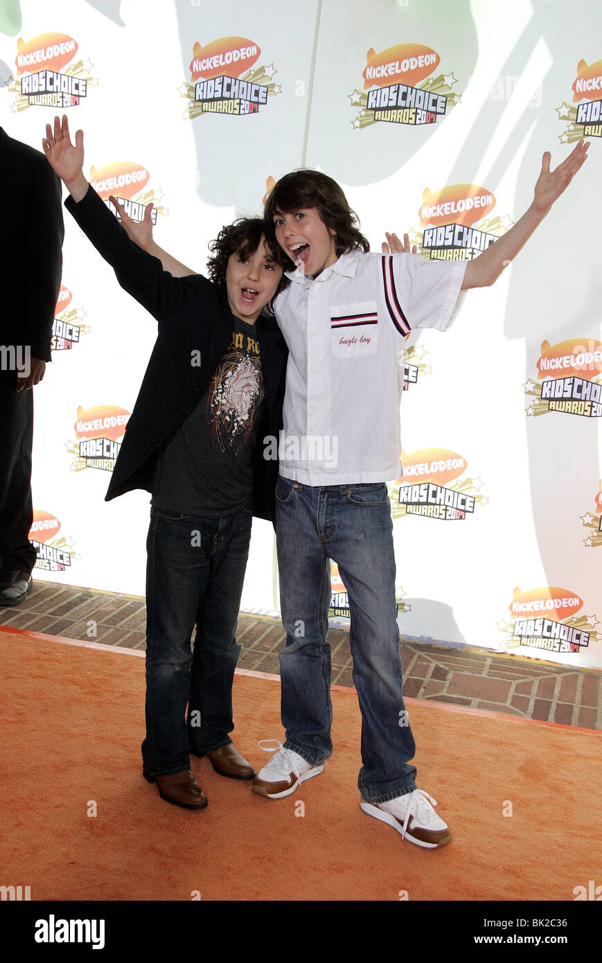 ALEX WOLF & NAT WOLF NICKELODEON'S 20TH KIDS CHOICE AWARDS UCLA ...