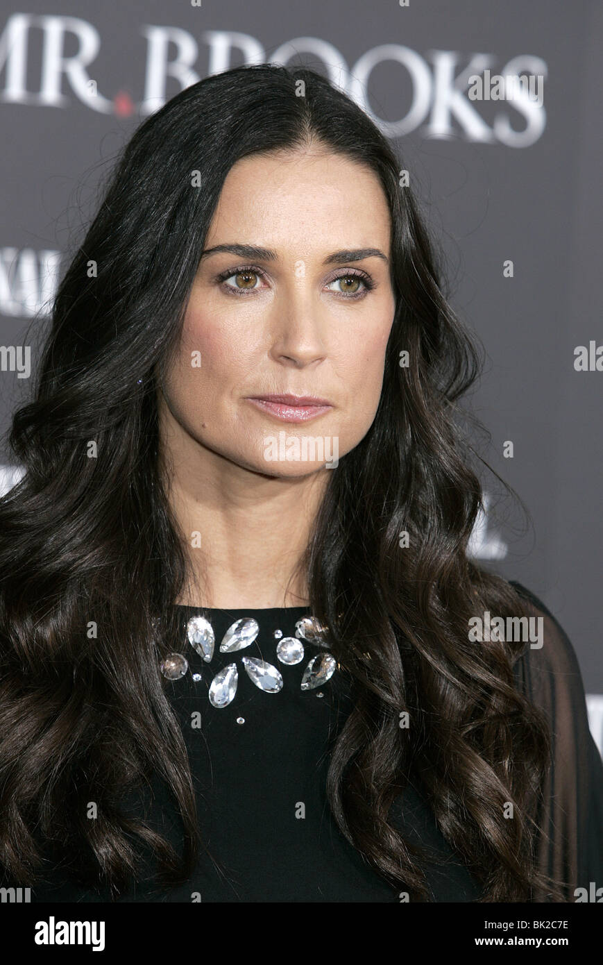 DEMI MOORE MR. BROOKS FILM PREMIERE GRAUMANS CHINESE HOLLYWOOD LOS ...