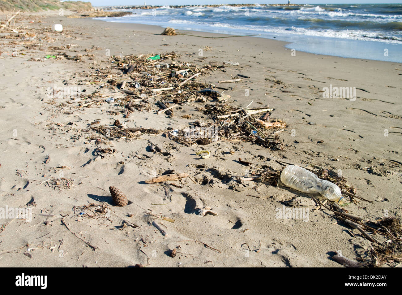 Plastic pollution beach hi-res stock photography and images - Alamy