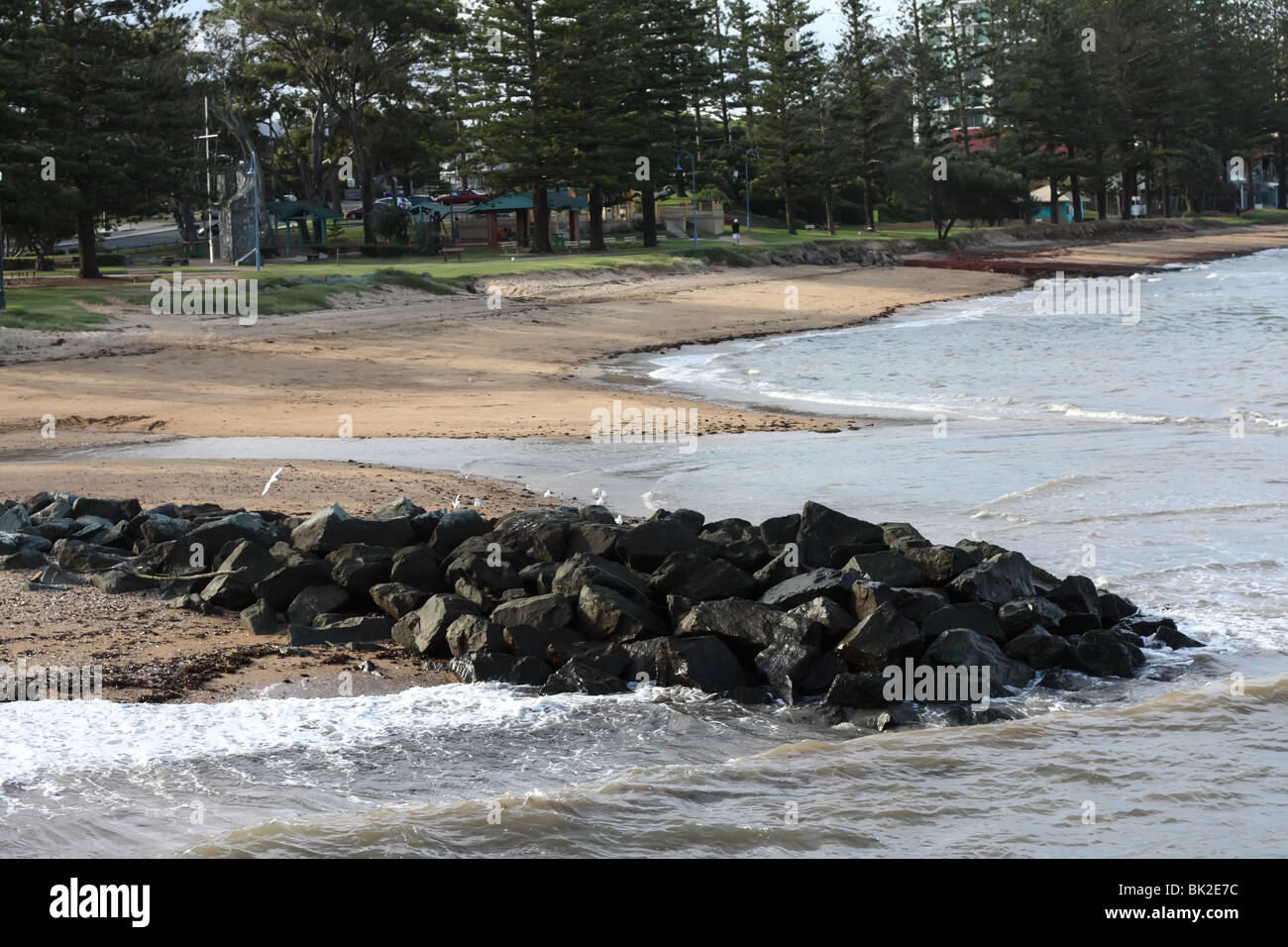 Stones beaches hi-res stock photography and images - Alamy
