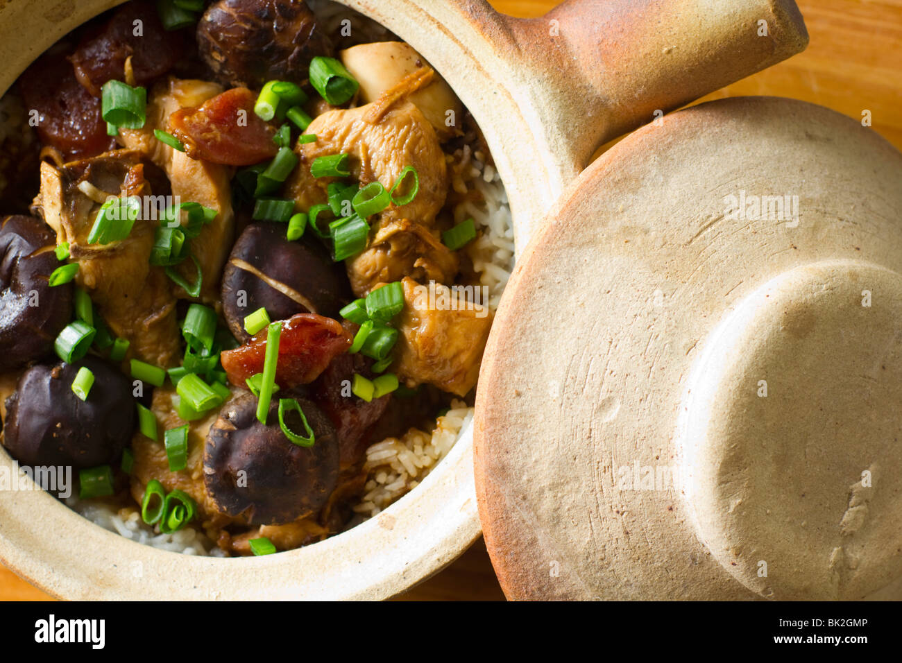 Claypot chicken rice Stock Photo - Alamy
