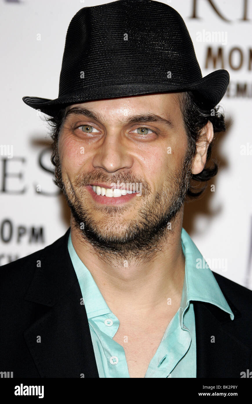 Todd stashwick hi-res stock photography and images - Alamy