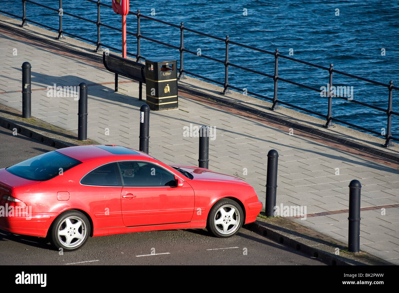 Parked car uk hi-res stock photography and images - Alamy
