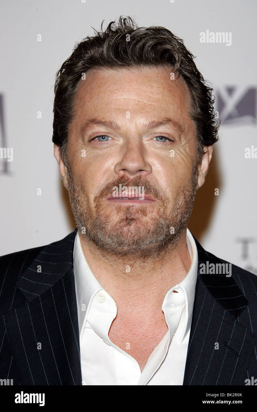 EDDIE IZZARD THE RICHES TV PREMIERE CENTURY CITY LOS ANGELES USA 10 ...