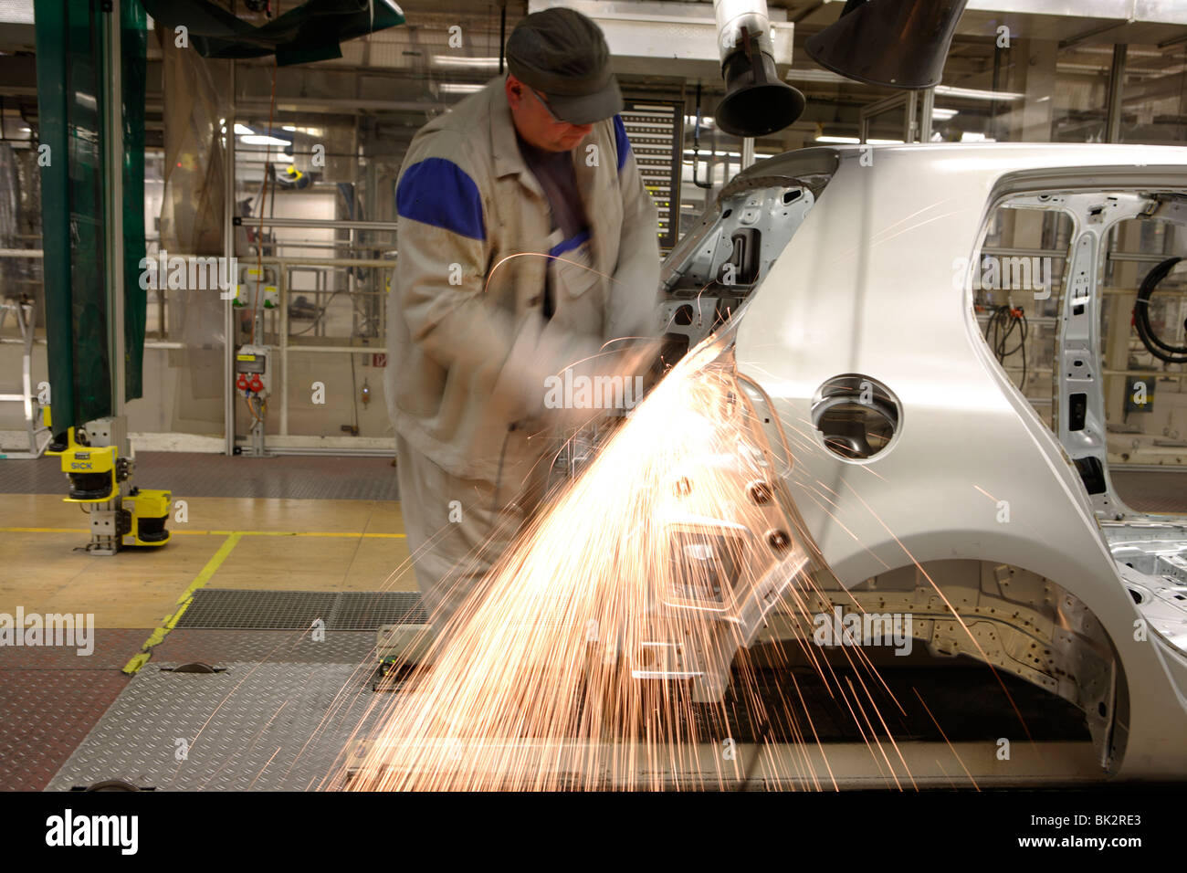Golf car production, VW Werk Wolfsburg, VW car factory Wolfsburg, Lower ...