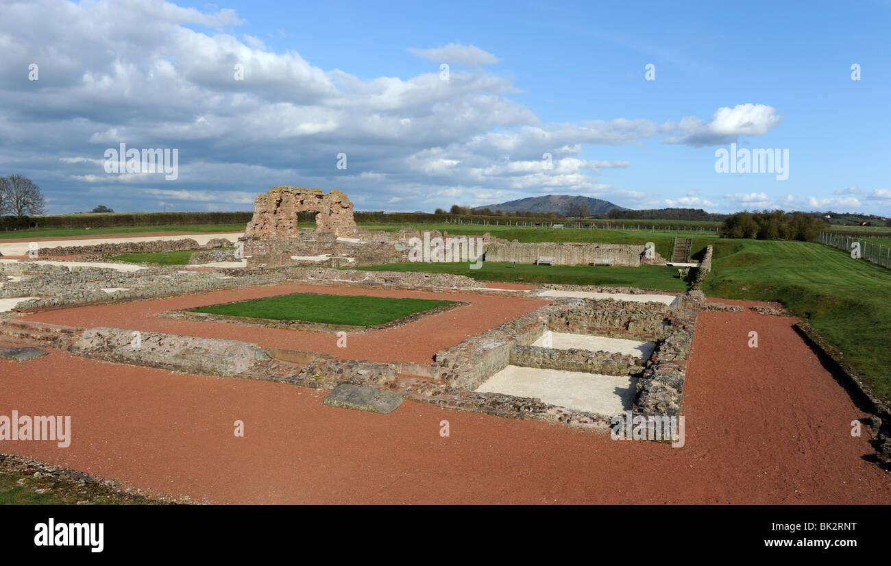 Roman ruins uk hi-res stock photography and images - Alamy