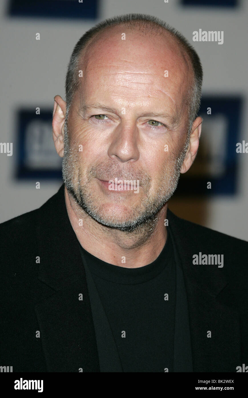 BRUCE WILLIS 2007 GM TEN FASHION SHOW HOLLYWOOD LOS ANGELES USA 20 ...