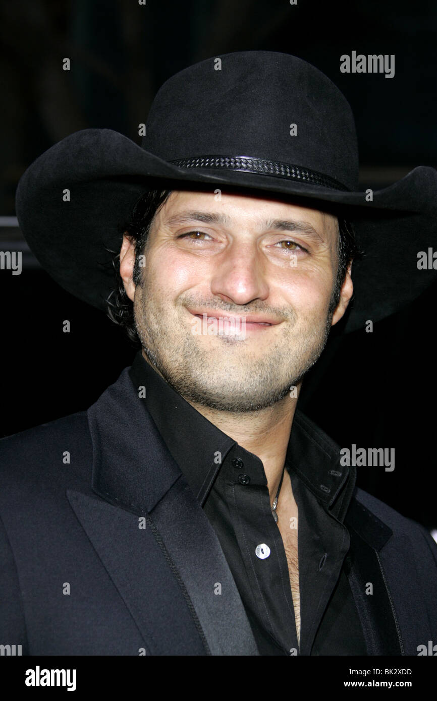 ROBERT RODRIGUEZ GRINDHOUSE FILM PREMIERE DOWNTOWN LOS ANGELES USA 26 ...