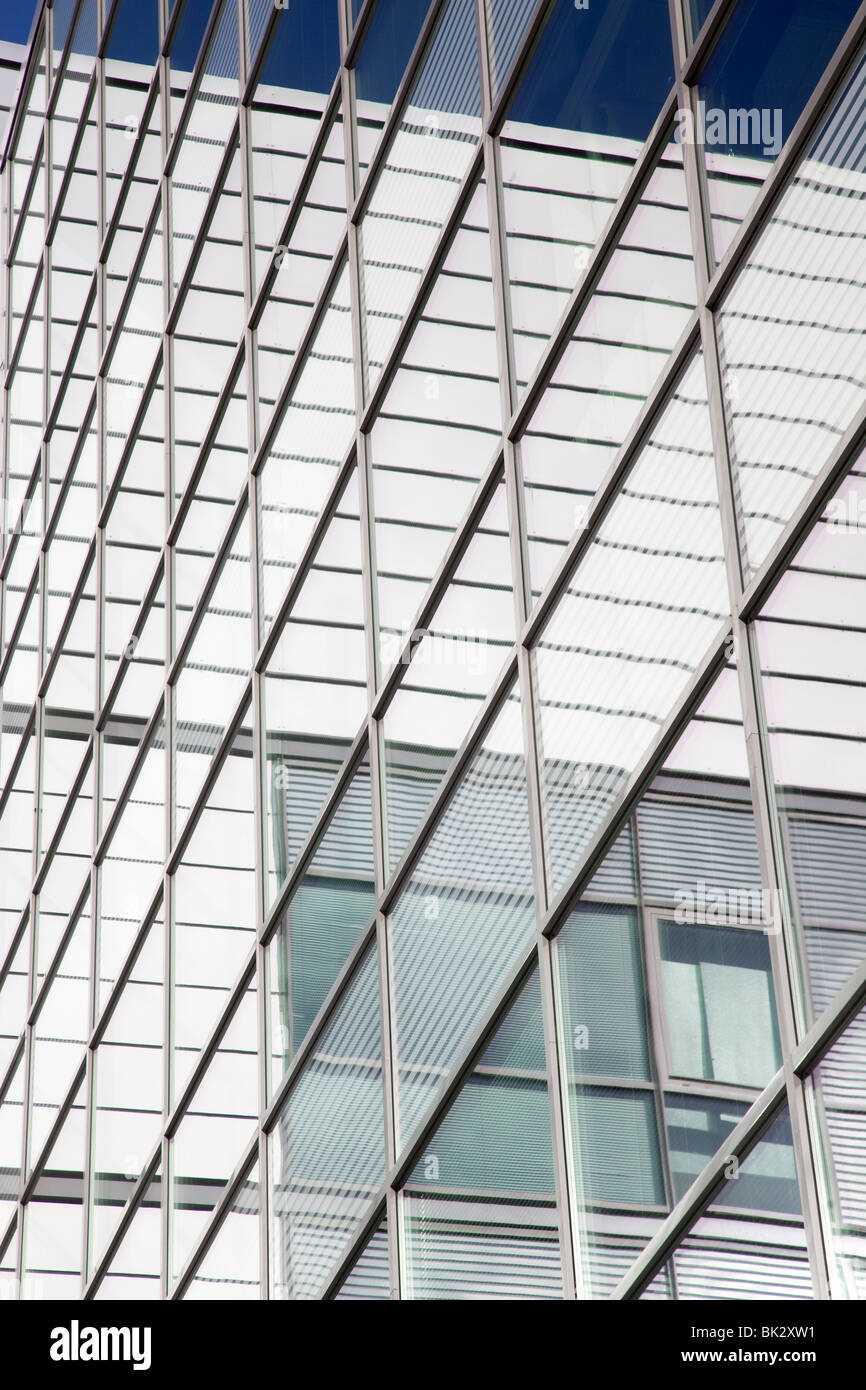 Mesh covered window hi-res stock photography and images - Alamy