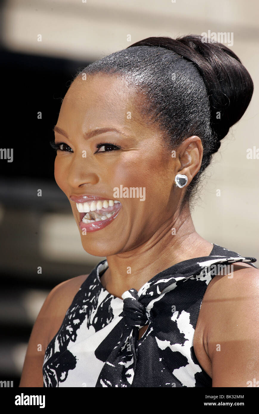 ANGELA BASSETT FOREST WHITAKER HOLLYWOOD WALK OF FAME HOLLYWOOD LOS ...