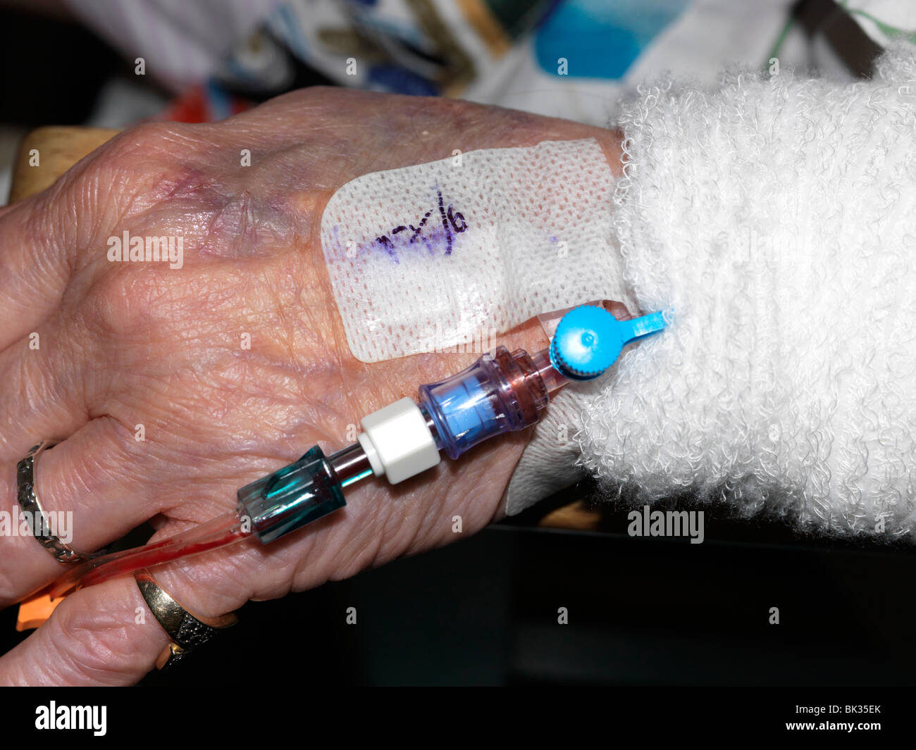 Medical cannula hi-res stock photography and images - Alamy