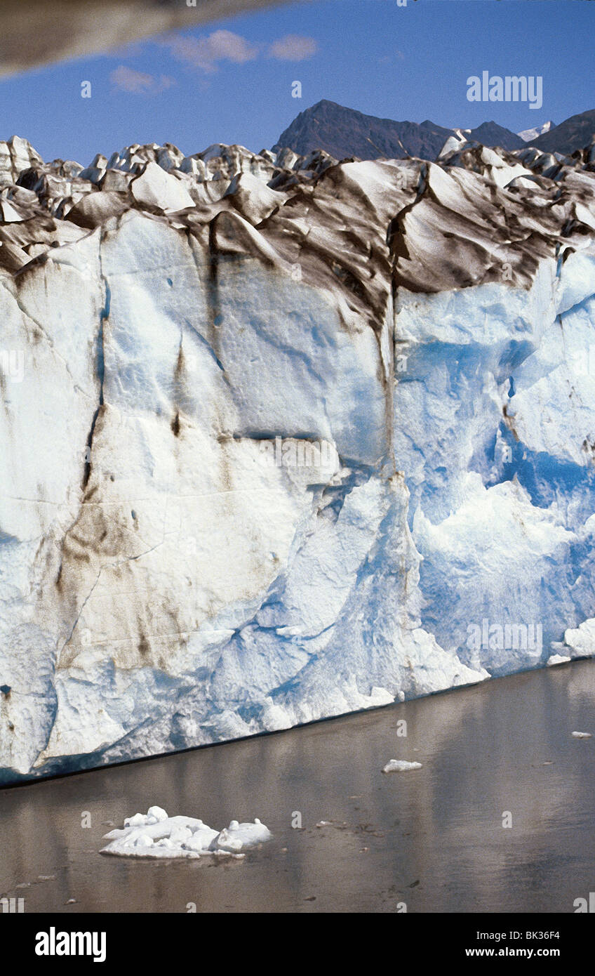 A wall of snow and ice, a glacier at the ocean's edge, Alaska Stock ...