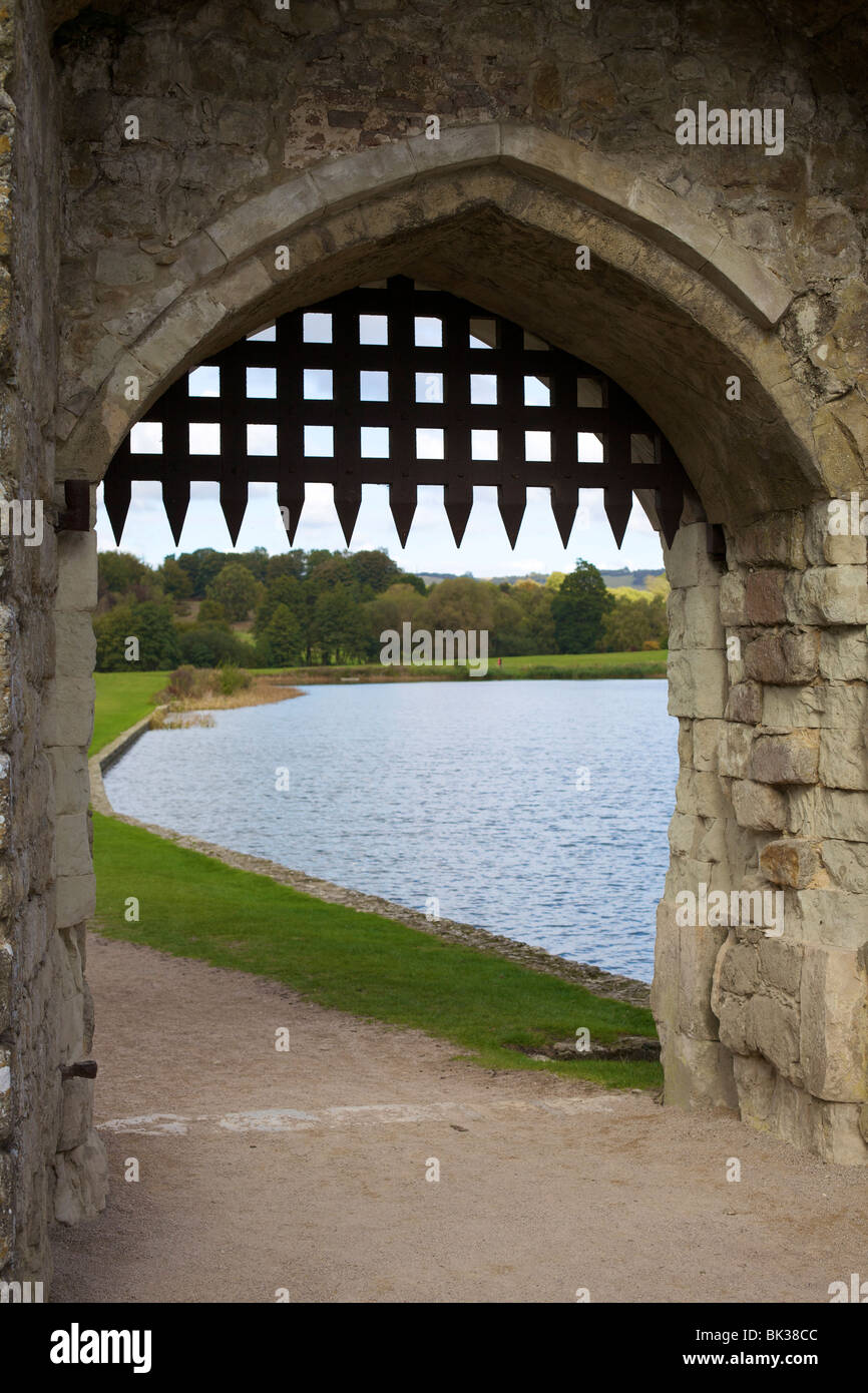 A gate at Leeds Castle, Maidstone, Kent, England, United Kingdom ...