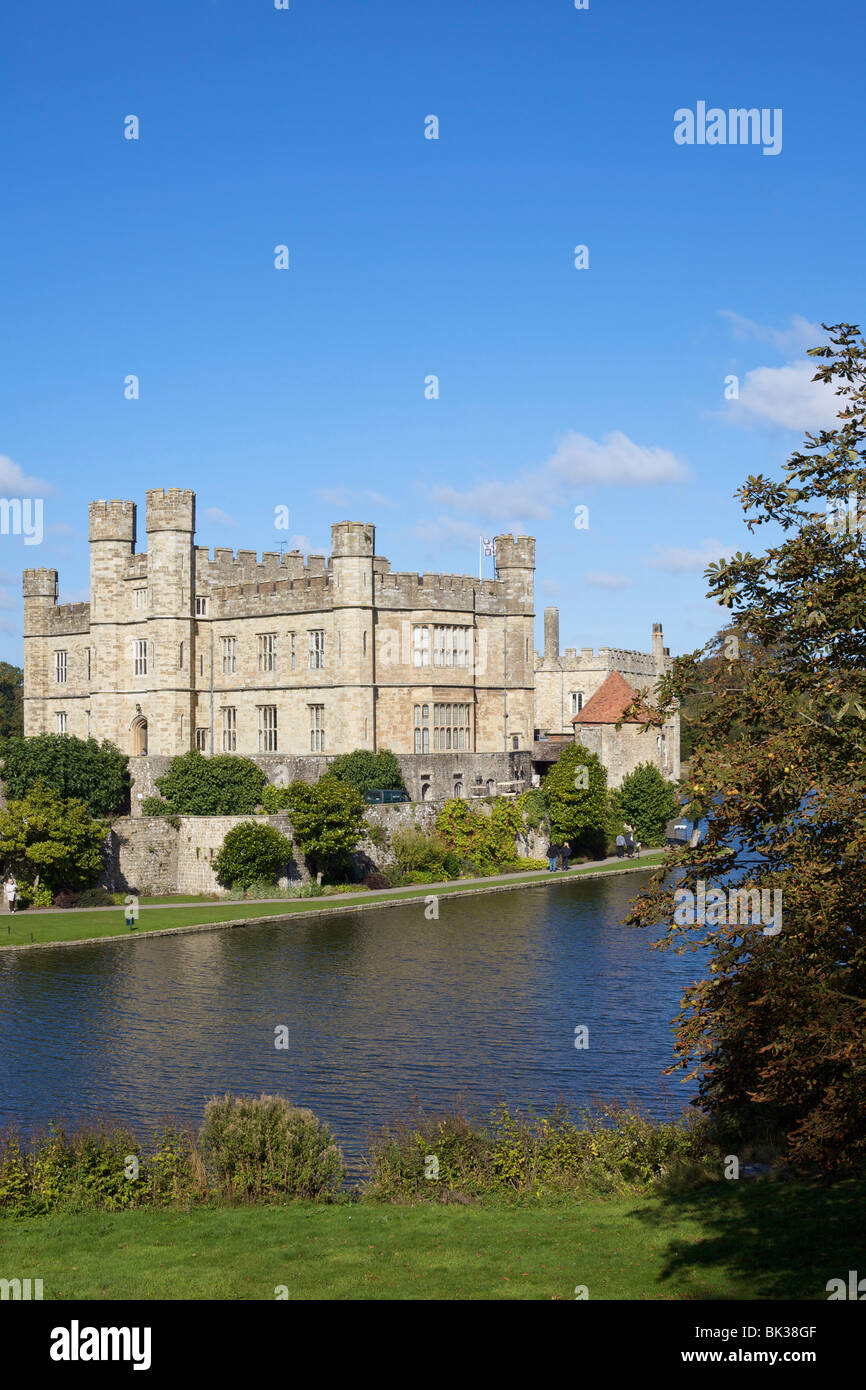 Maidstone kent history hi-res stock photography and images - Alamy