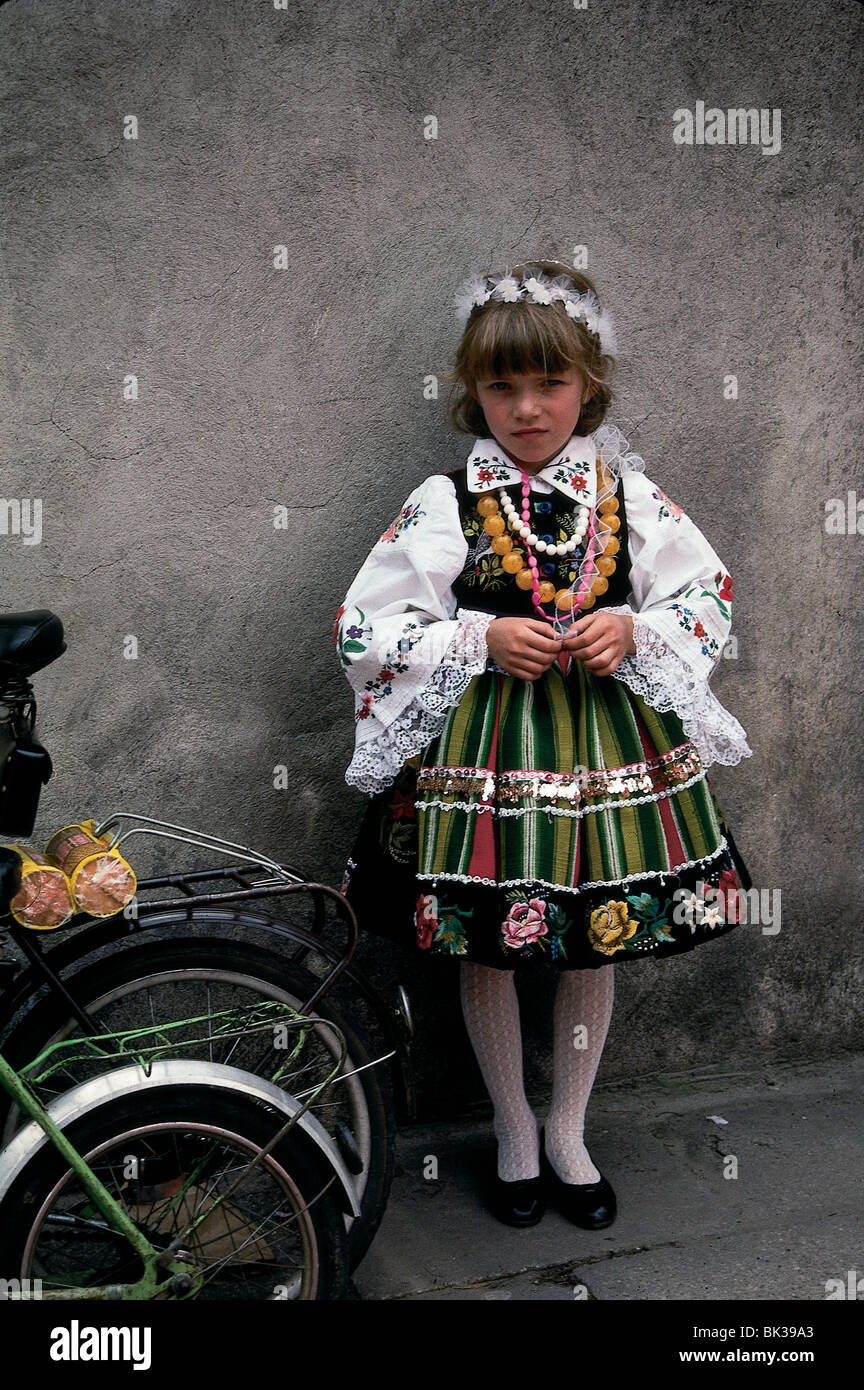 A young polish girl wearing a well-known type of traditional Łowicz ...