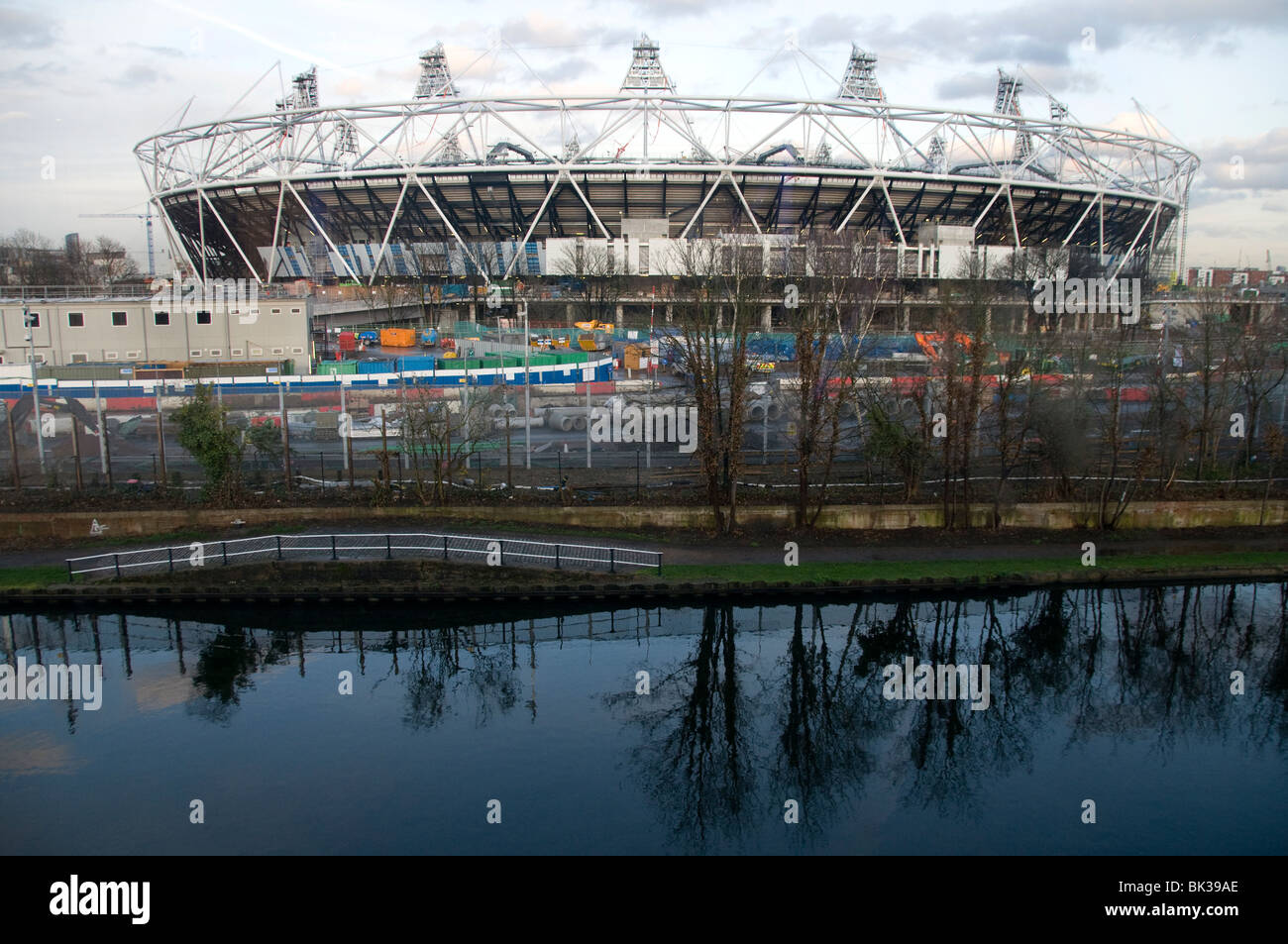 Hackney, London. Olympic stadium under construction Stock Photo - Alamy