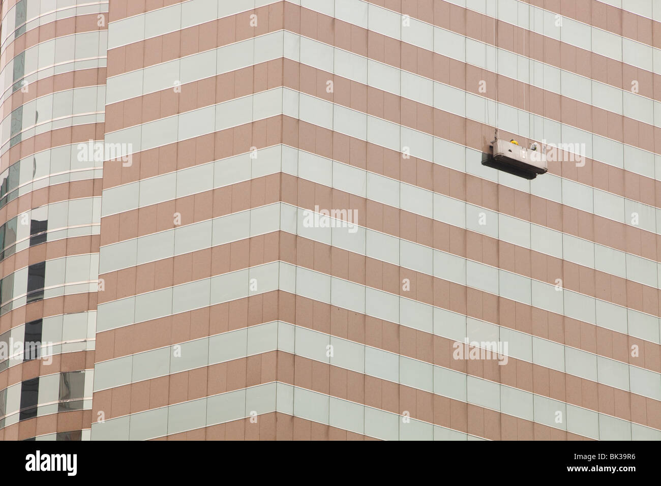 China hong kong cleaning cleaning hi-res stock photography and images ...