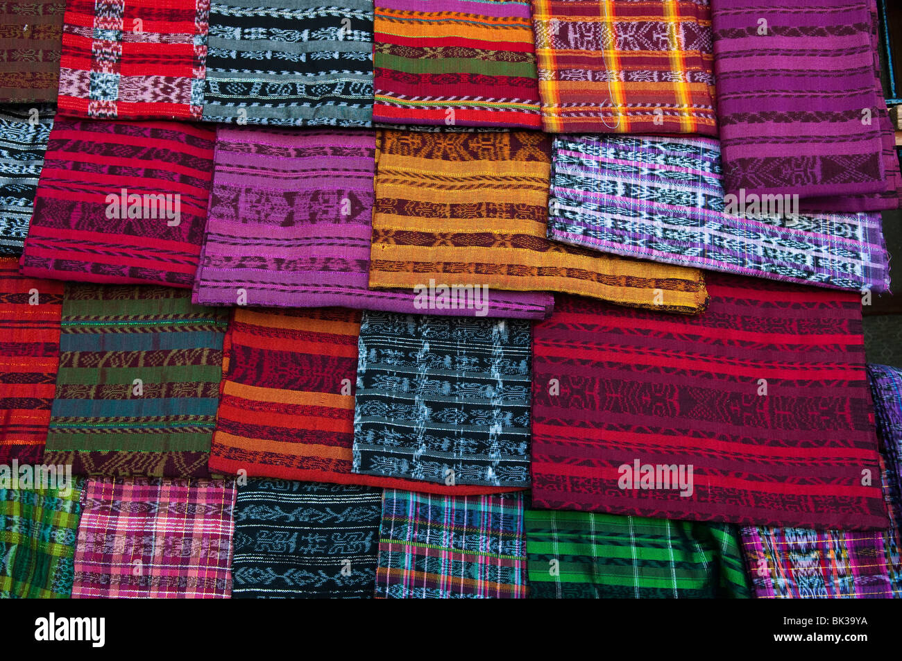 Guatemala textiles hi-res stock photography and images - Alamy