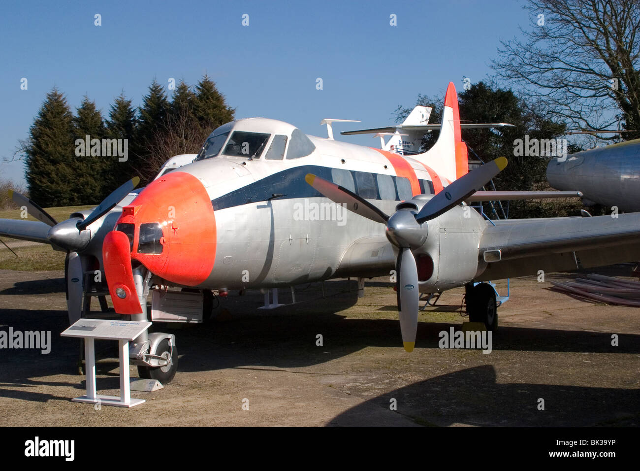 de Havilland DH104 Dove 6 D-IFSB at the de Havilland Aircraft Heritage ...