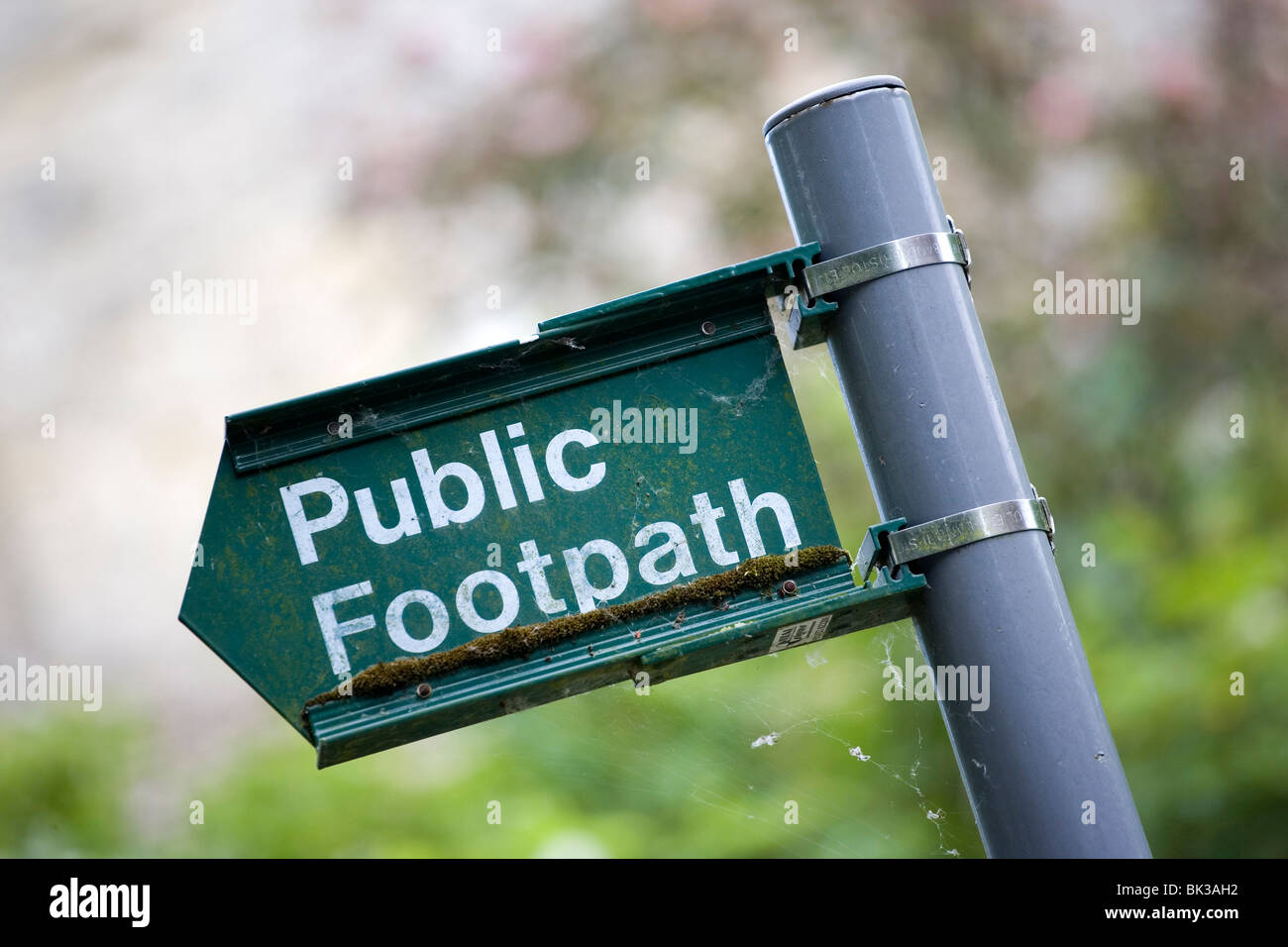 Public footpath sign Stock Photo - Alamy
