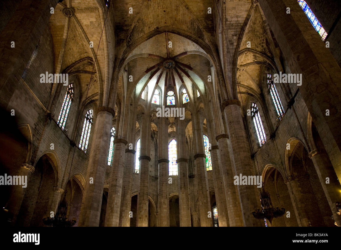 Spanish church interior domed ceiling hi-res stock photography and ...