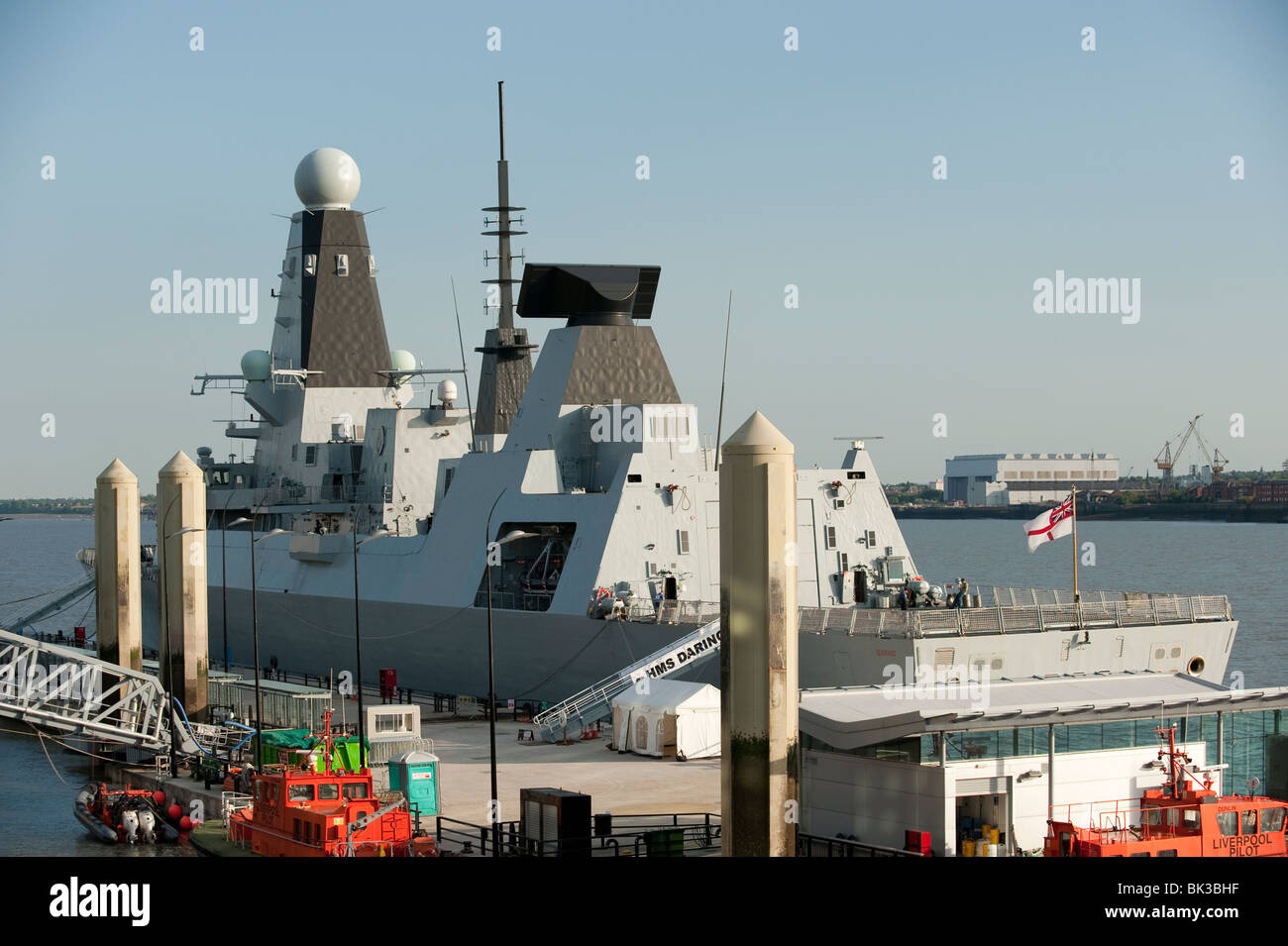 HMS Daring Royal Navy Destroyer stealth Ship Stock Photo - Alamy