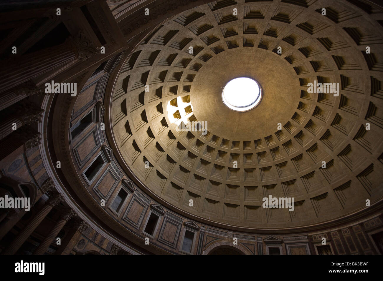 Interior pantheon rome hi-res stock photography and images - Alamy
