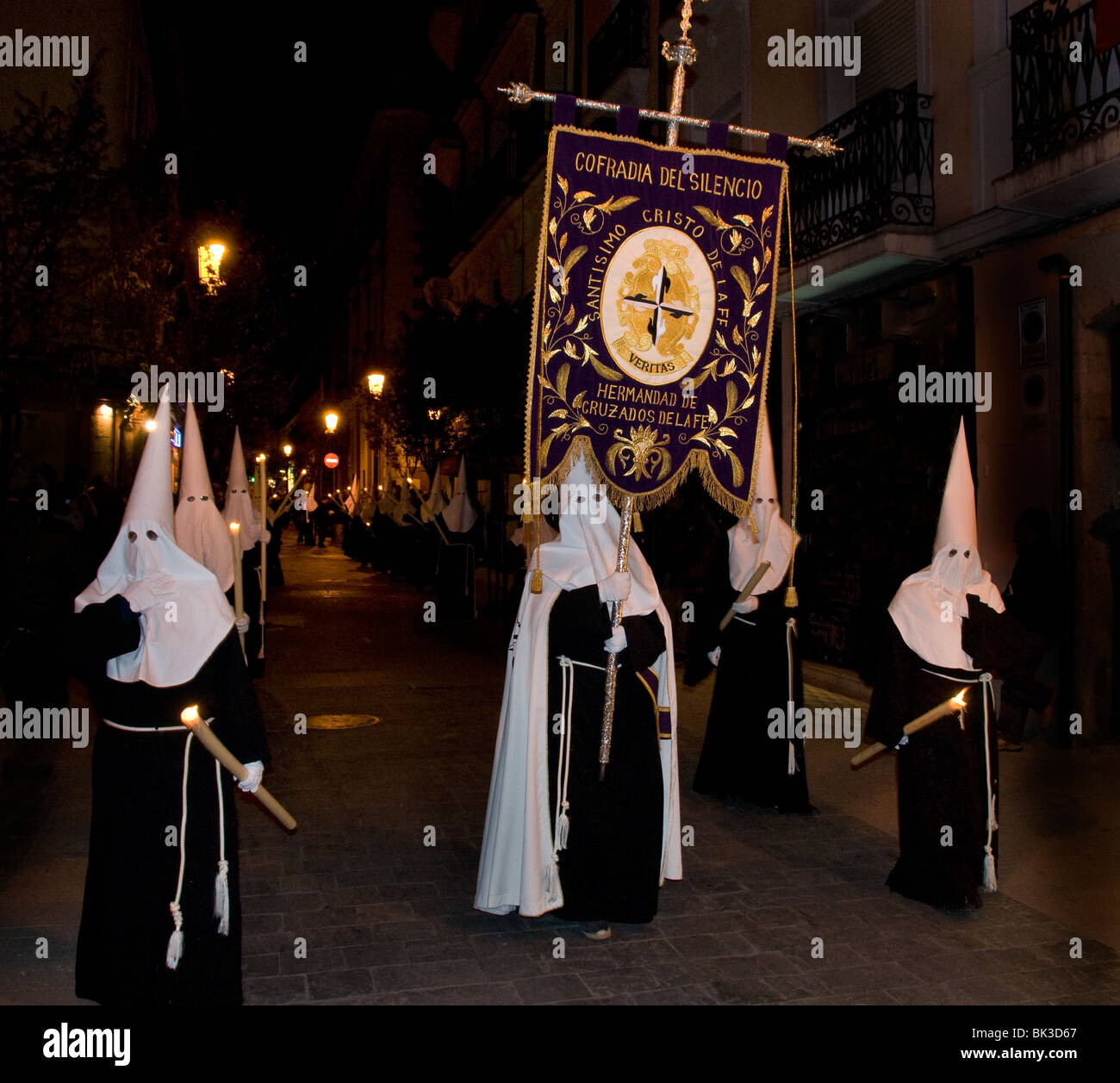 Procession with deity hi-res stock photography and images - Alamy