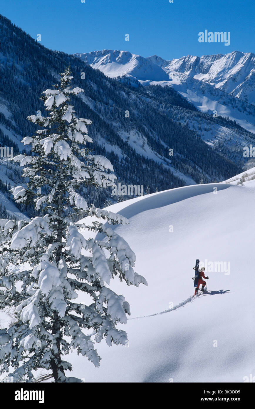 Snow shoeing below Hellgate Cliffs in Little Cottonwood Canyon, Wasatch ...