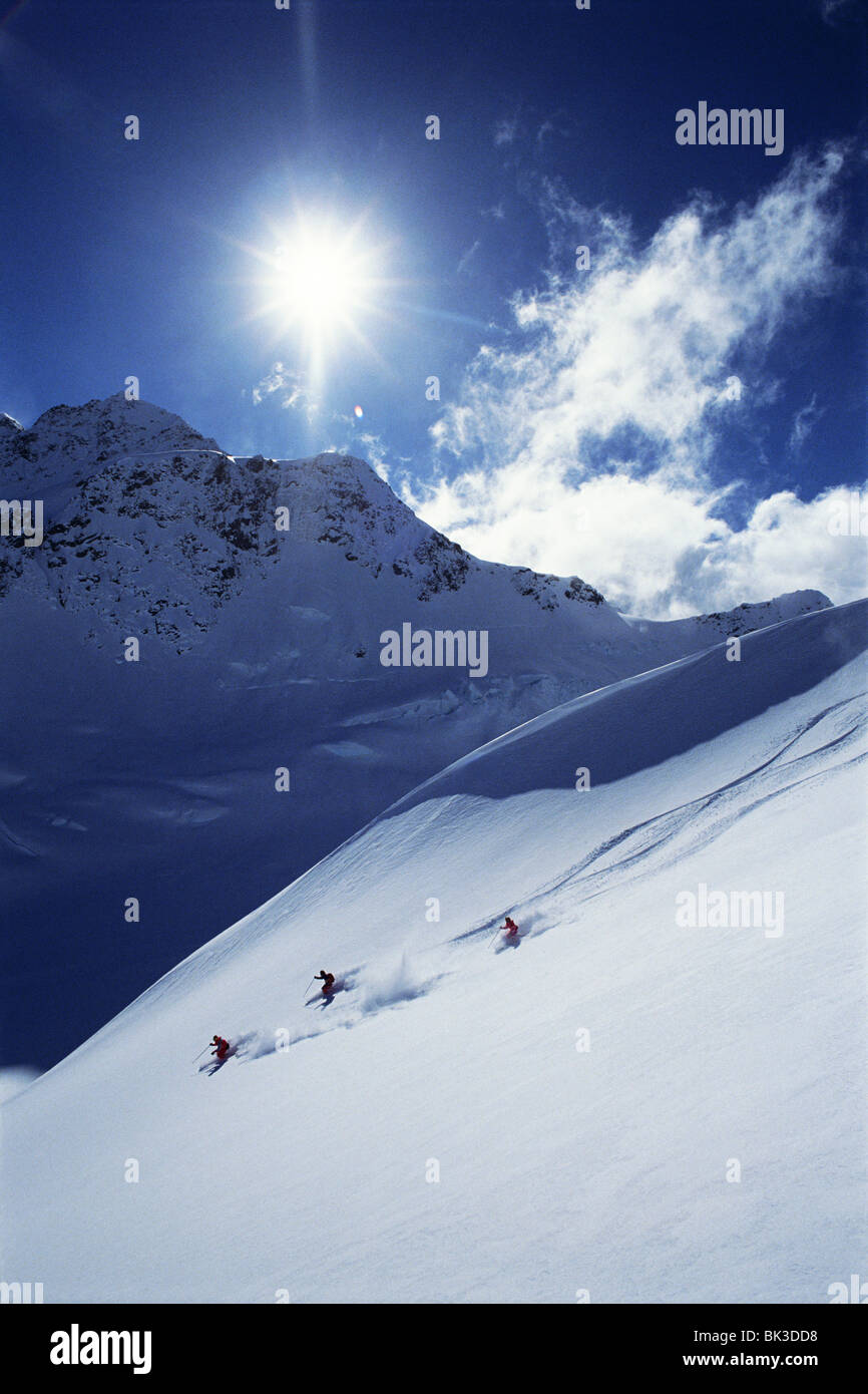 Helicopter skiing in mount cook hi-res stock photography and images - Alamy