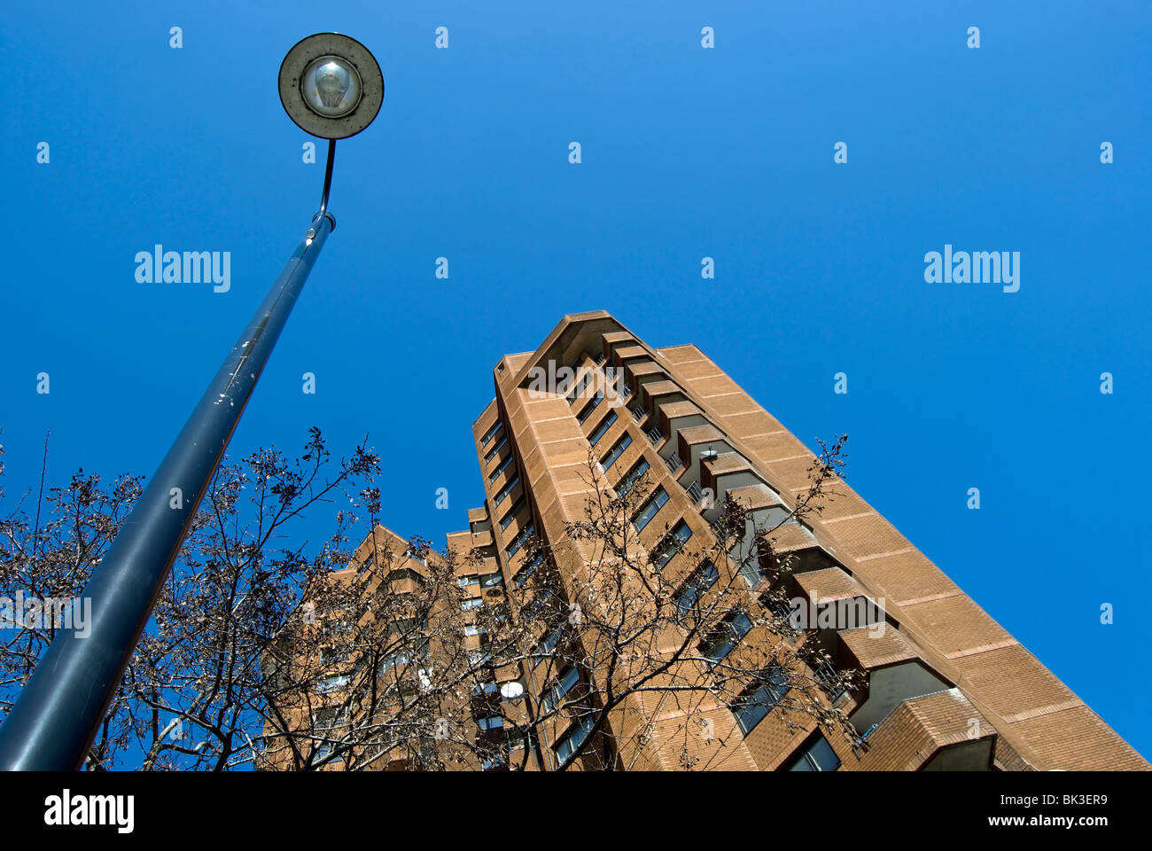 High rise rises towers hi-res stock photography and images - Alamy