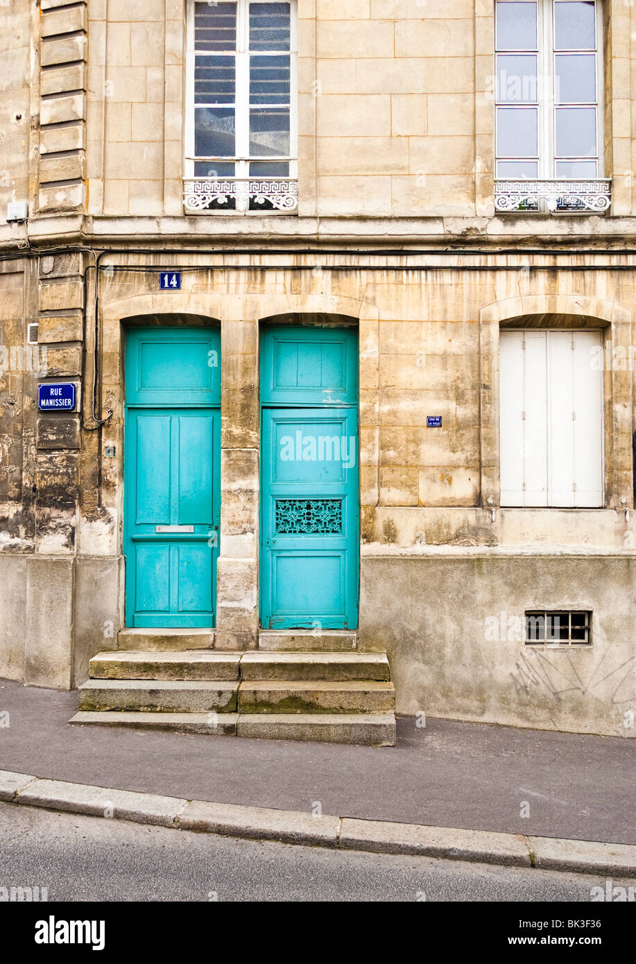 Terraced house hi-res stock photography and images - Alamy