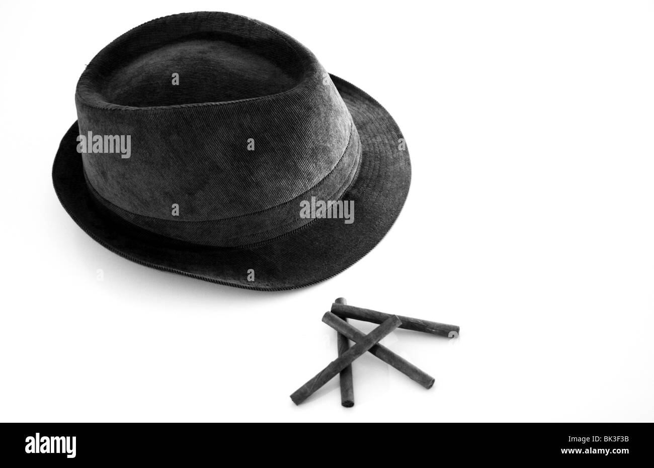 Man with felt hat Black and White Stock Photos & Images - Alamy