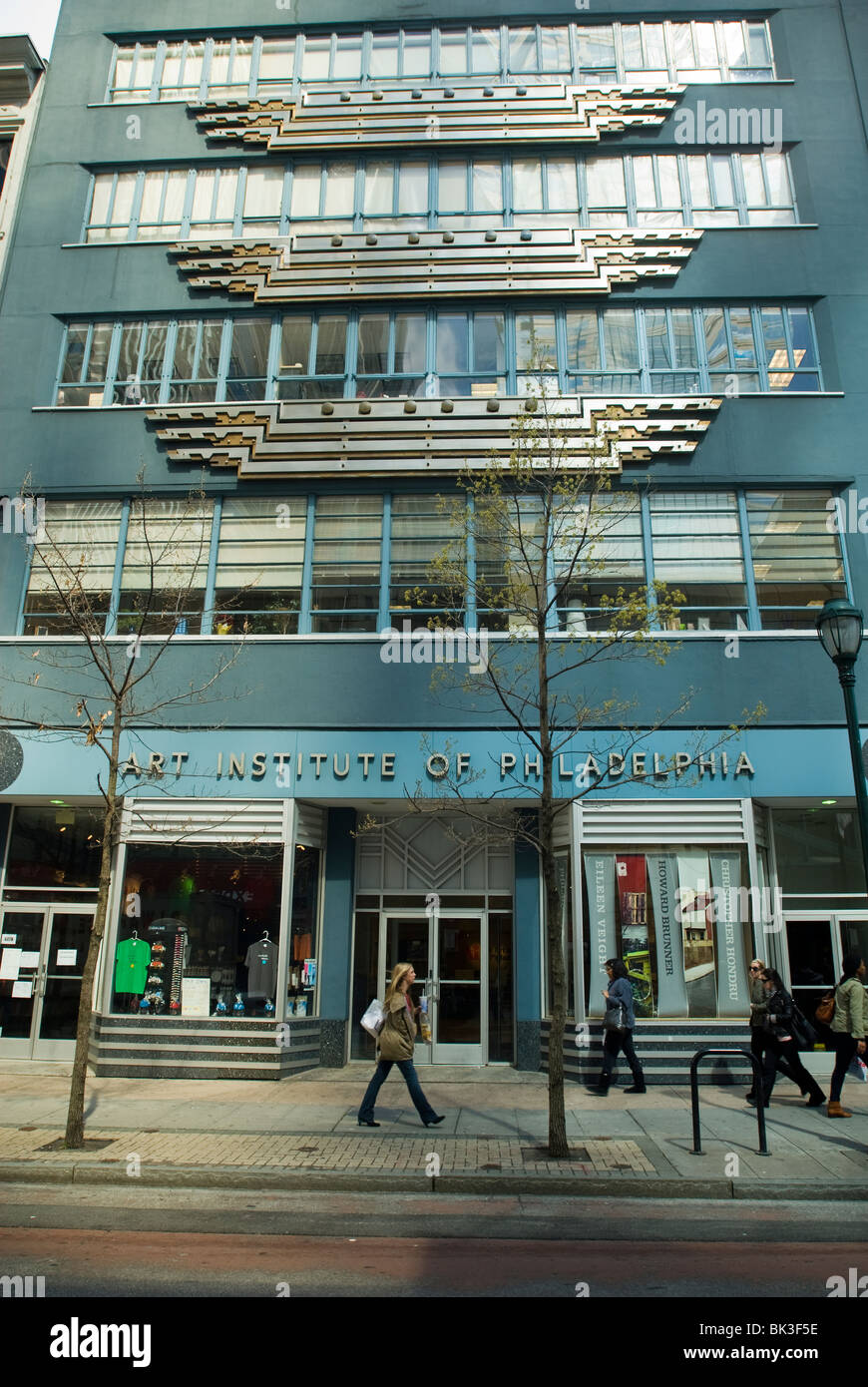 Art Institute of Philadelphia on Chestnut Street in Center City ...