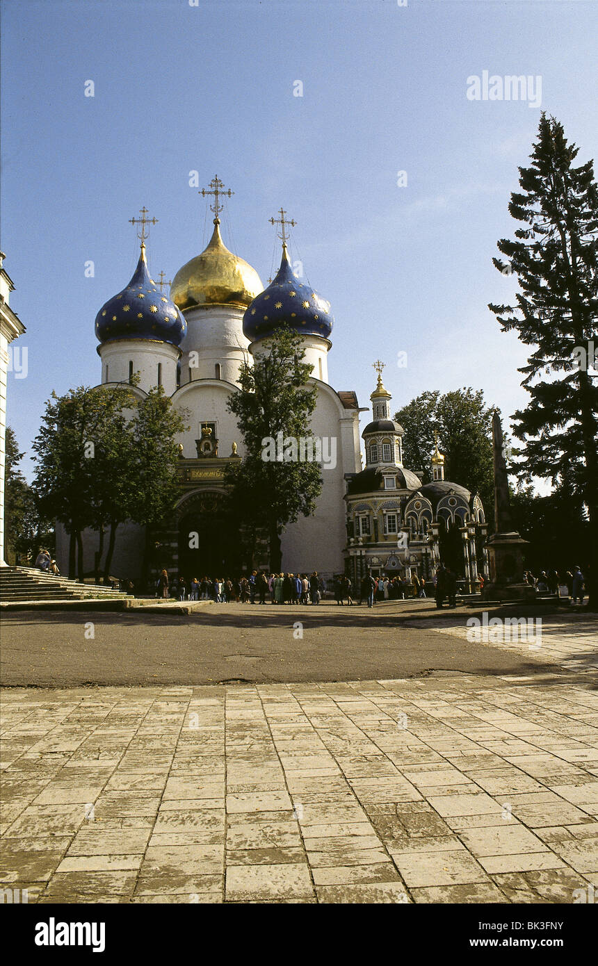 The Assumption Cathedral (1559 -1585), Zagorsk, Russia Stock Photo - Alamy
